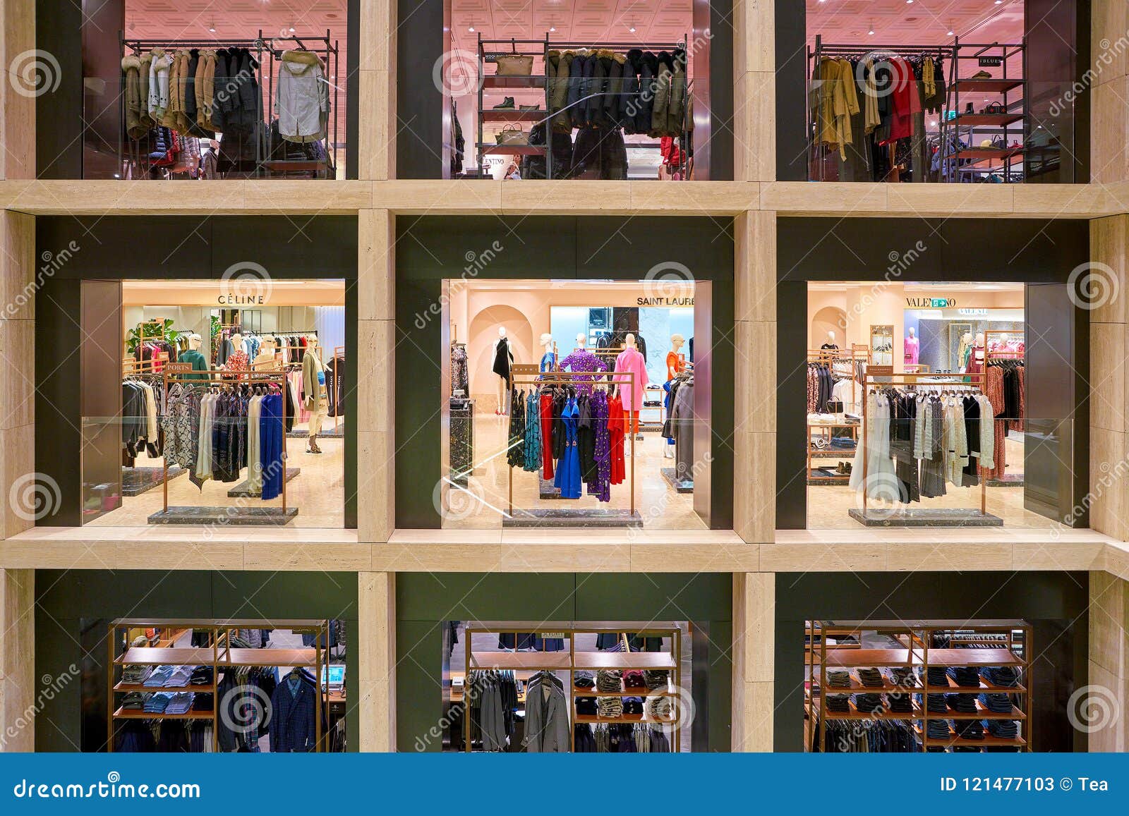 Rinascente in Rome editorial stock photo. Image of store - 121477103