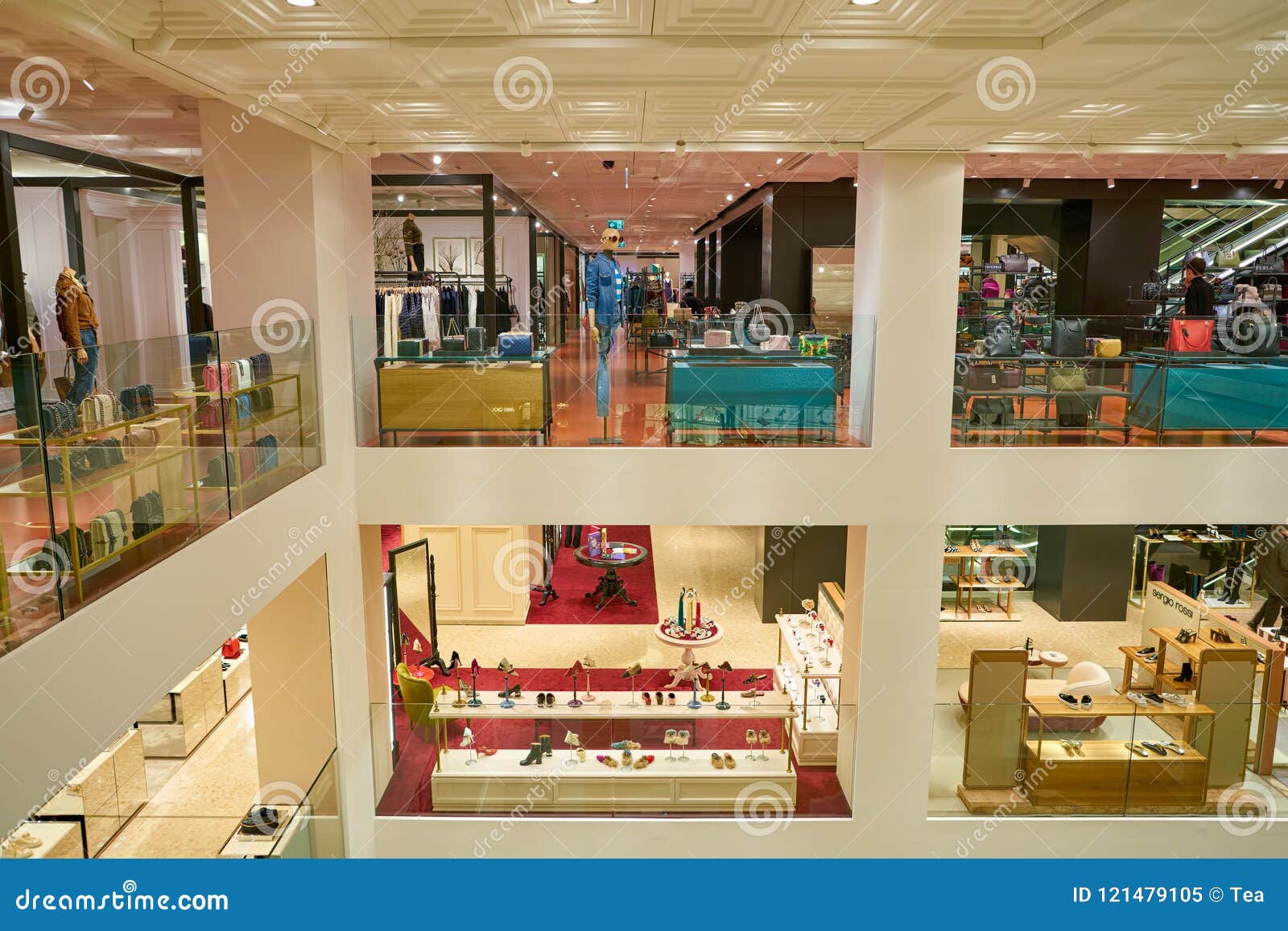 Rinascente in Rome editorial image. Image of interior - 121479105