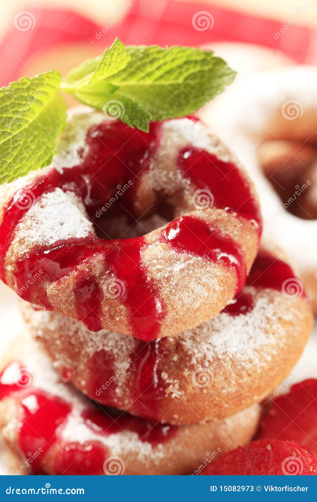 Ring doughnuts stock image. Image of snack, strawberry - 15082973