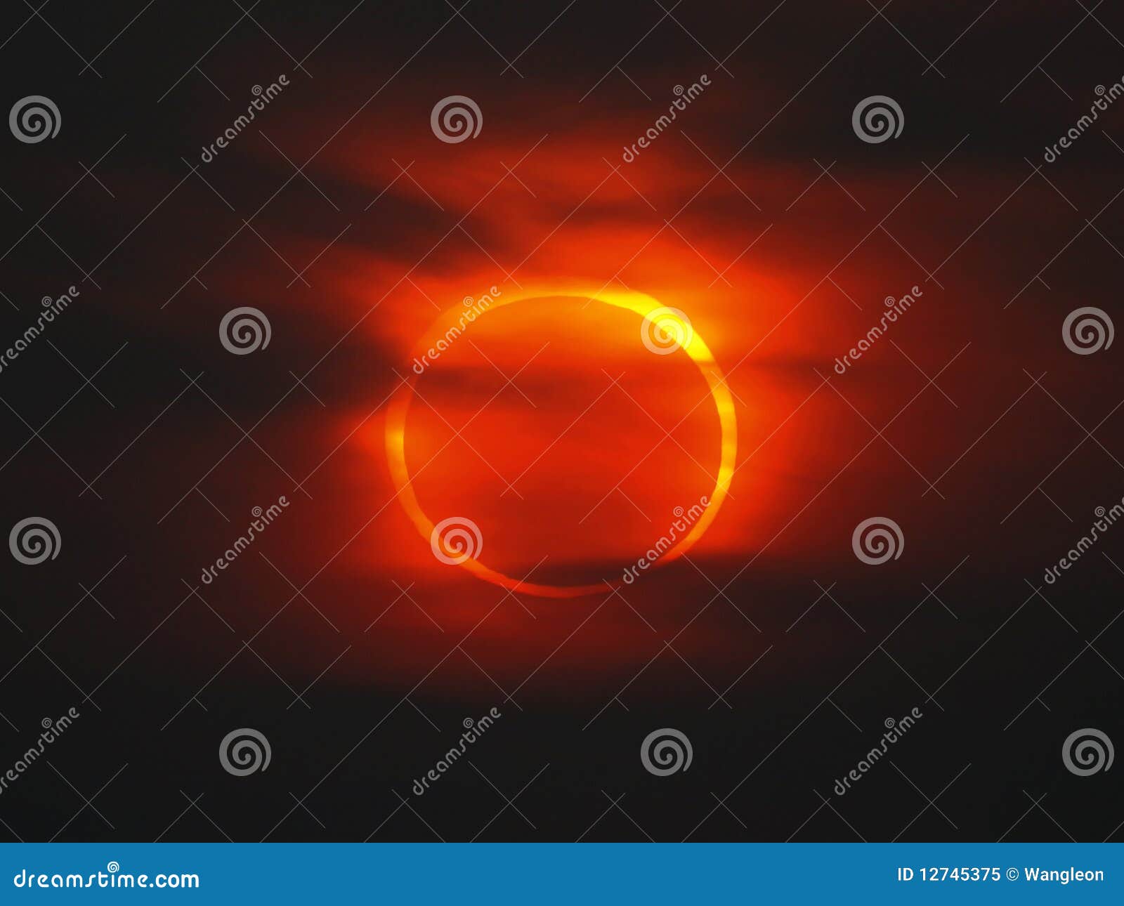 Ring Eclipse near Sunset stock image. Image of eclipse - 12745375