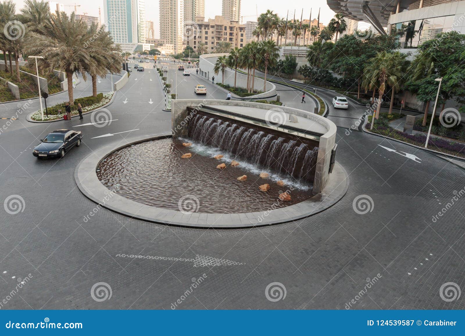 Ring road in Dubai editorial photography. Image of loop - 124539587