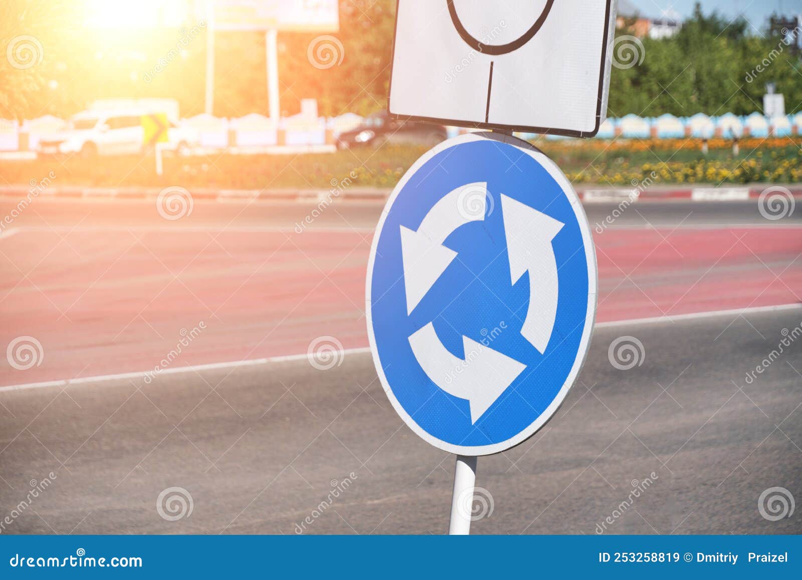 Ring Road Sign Rules of Road Stock Image - Image of turn, symbol: 253258819