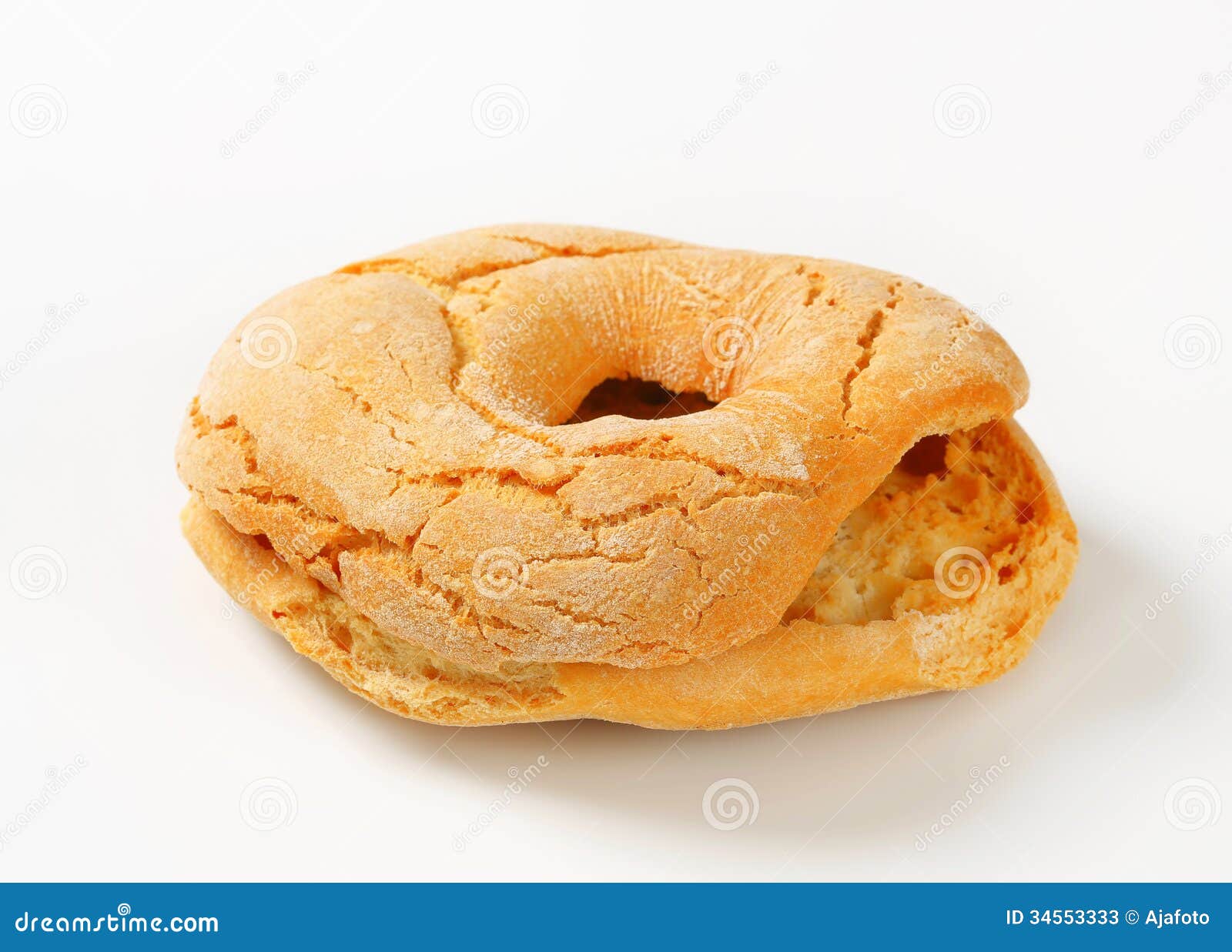 Doughnut Shaped Bread Roll Stock Photos - Download 106 Images
