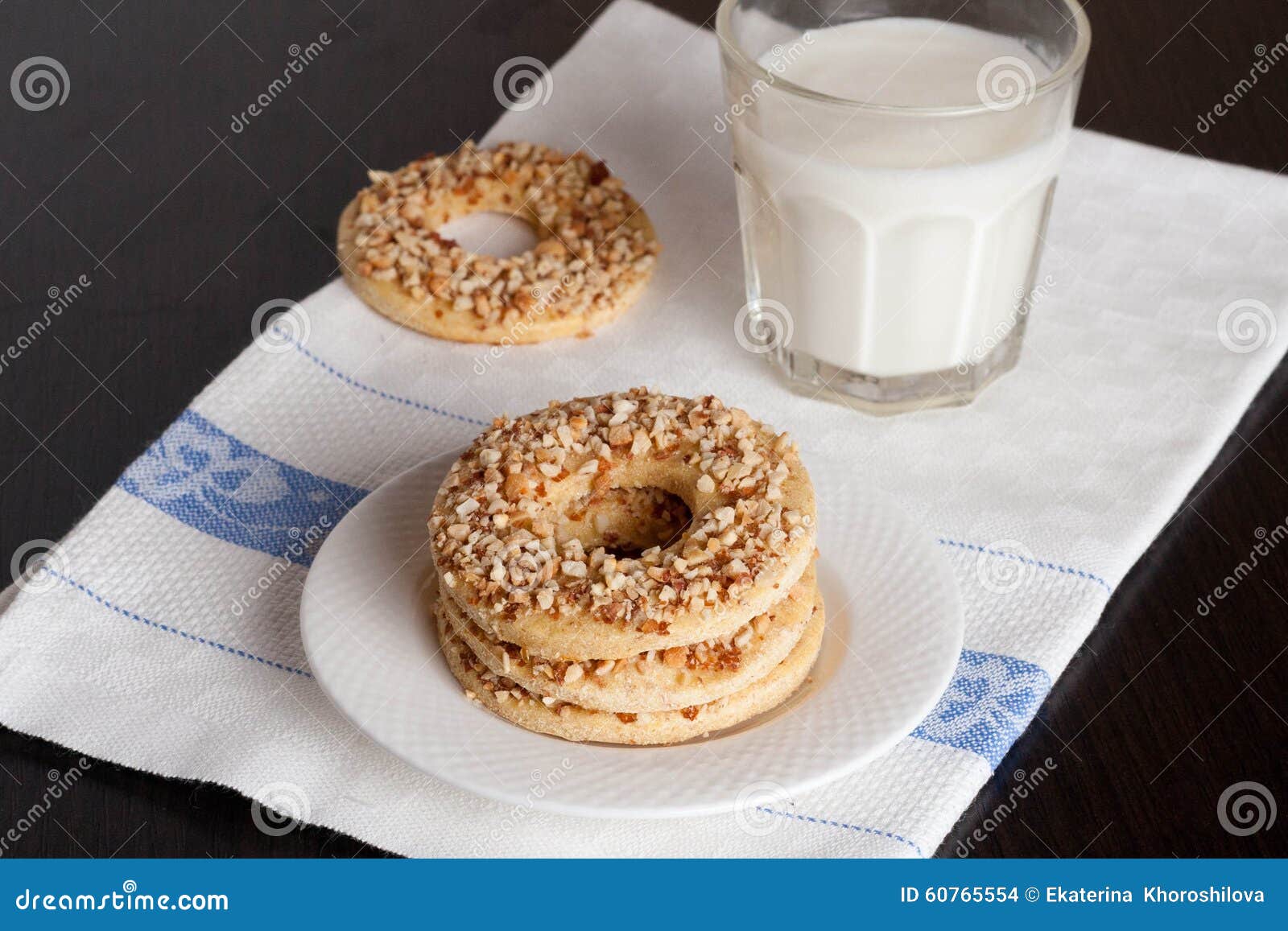Ring Shortbread Cookies with Nuts and Glass of Milk or Yogurt Stock ...