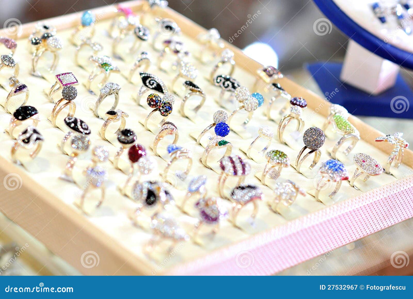 Rings in juwelery store stock image. Image of shopping - 27532967