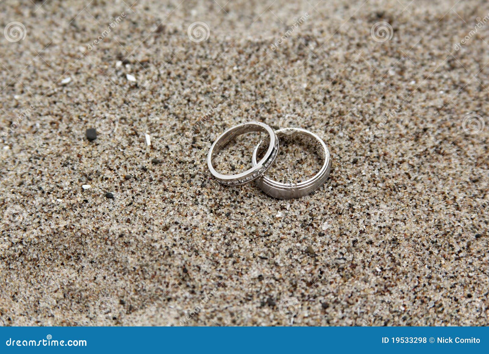 Rings in the Sand stock photo. Image of ocean, wedding - 19533298