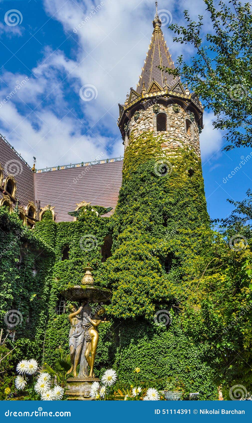Ringwork stock image. Image of sculptures, bulgaria, castle - 51114391