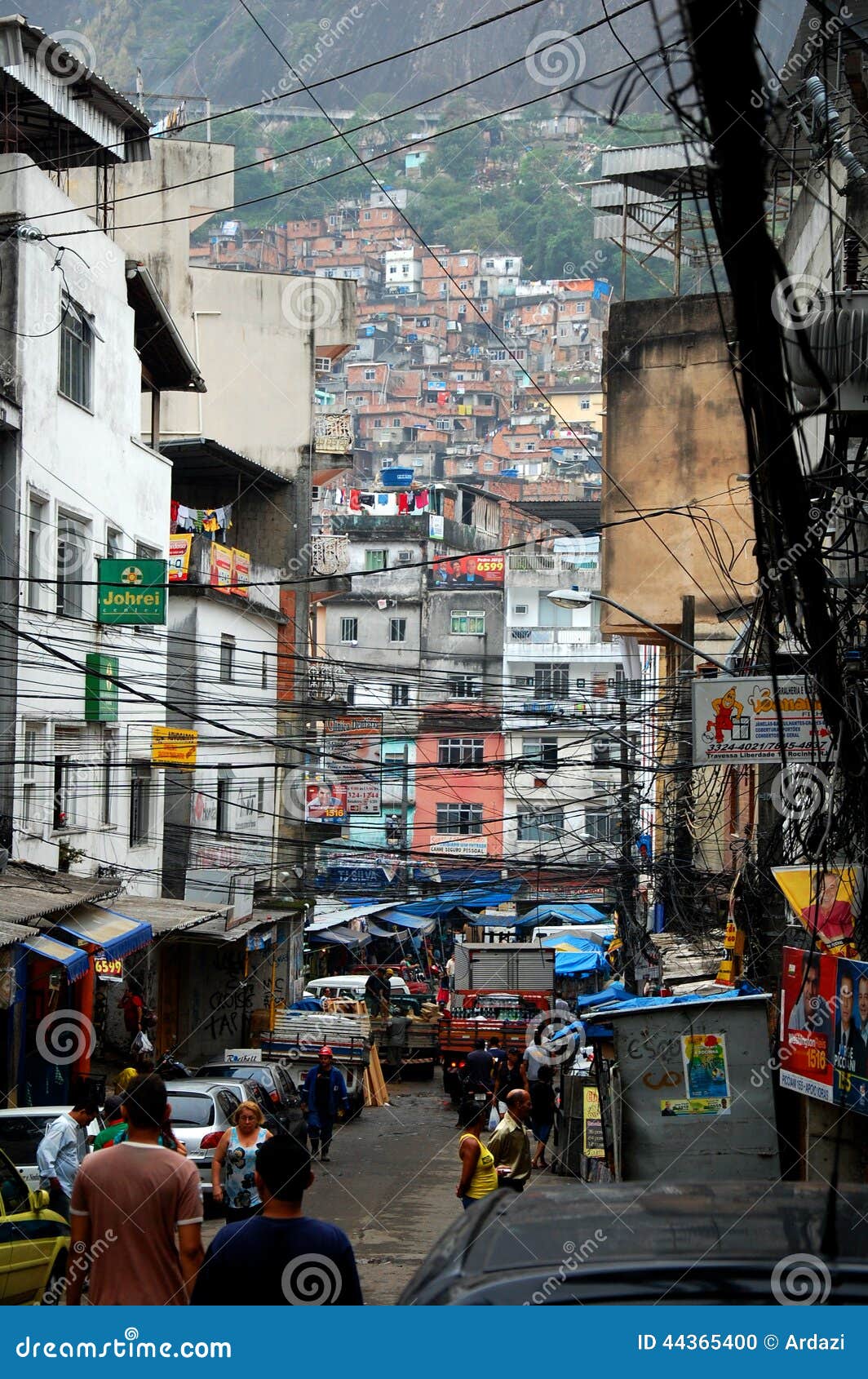 Rio de janeiro favela editorial image. Image of janeiro - 44365400