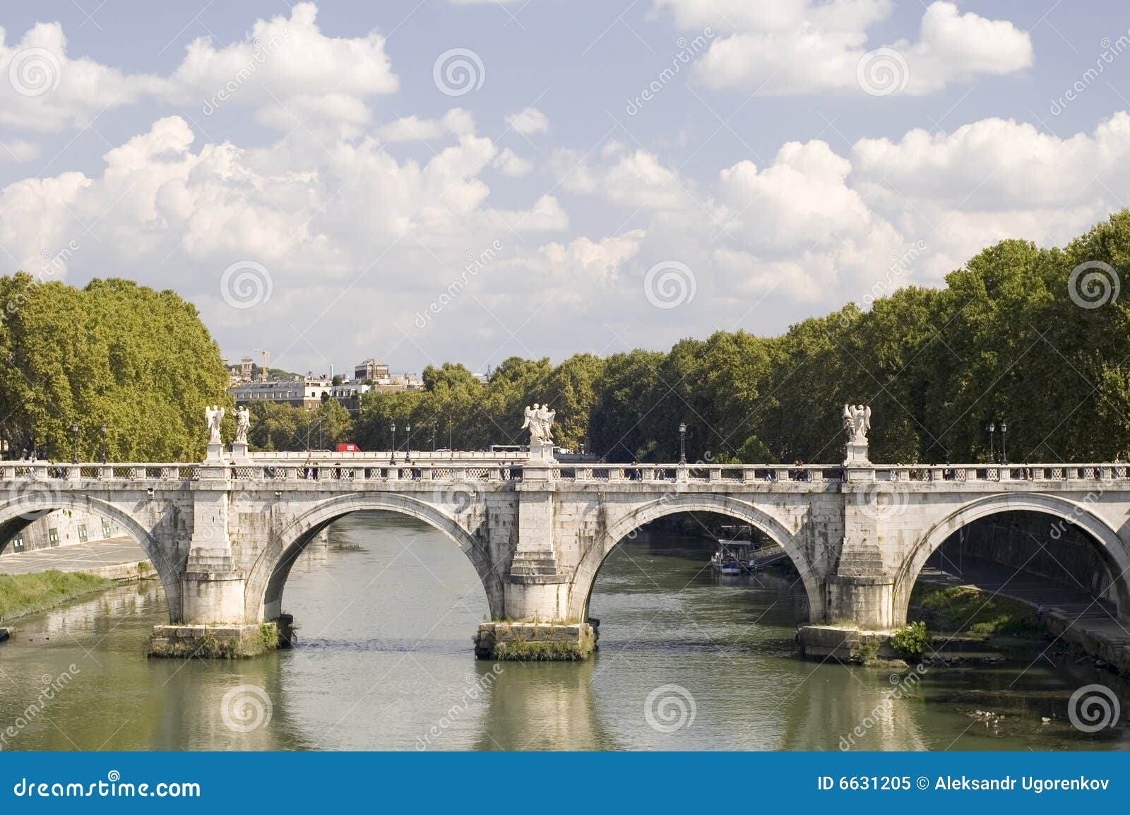 Rio Tiber De Roma Com Ponte Imagem de Stock - Imagem de tradicional ...