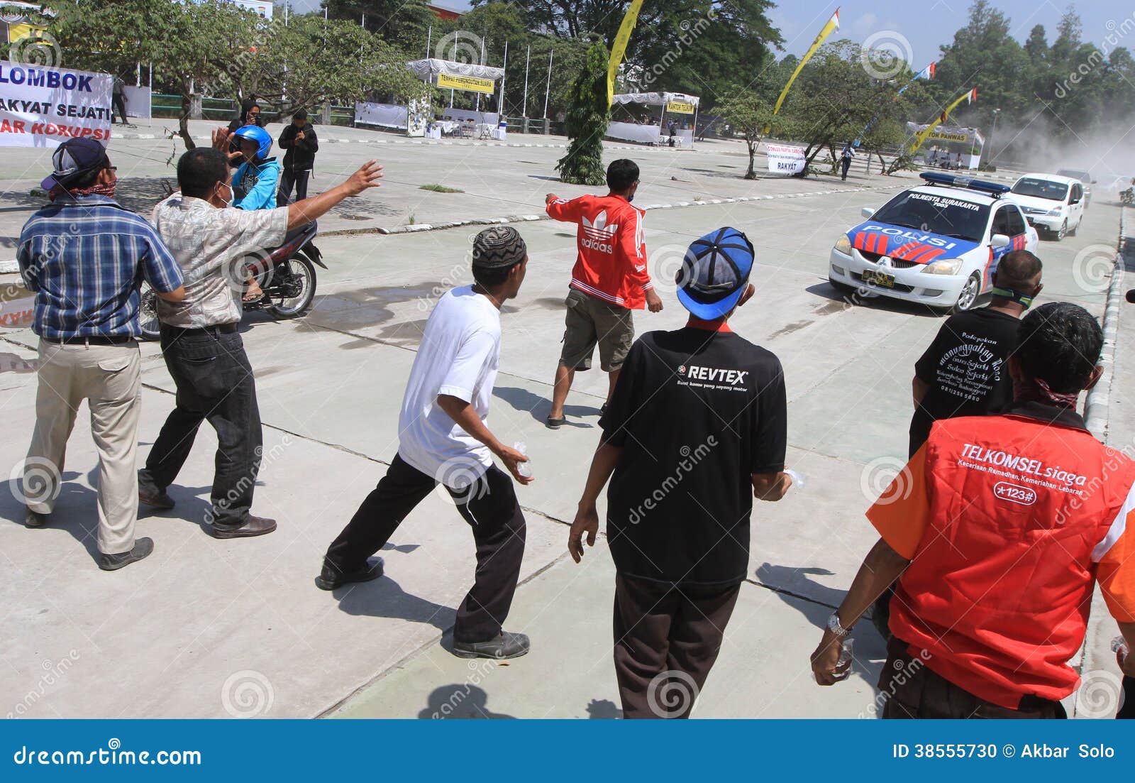 Riot simulation editorial image. Image of danger, simulation - 38555730