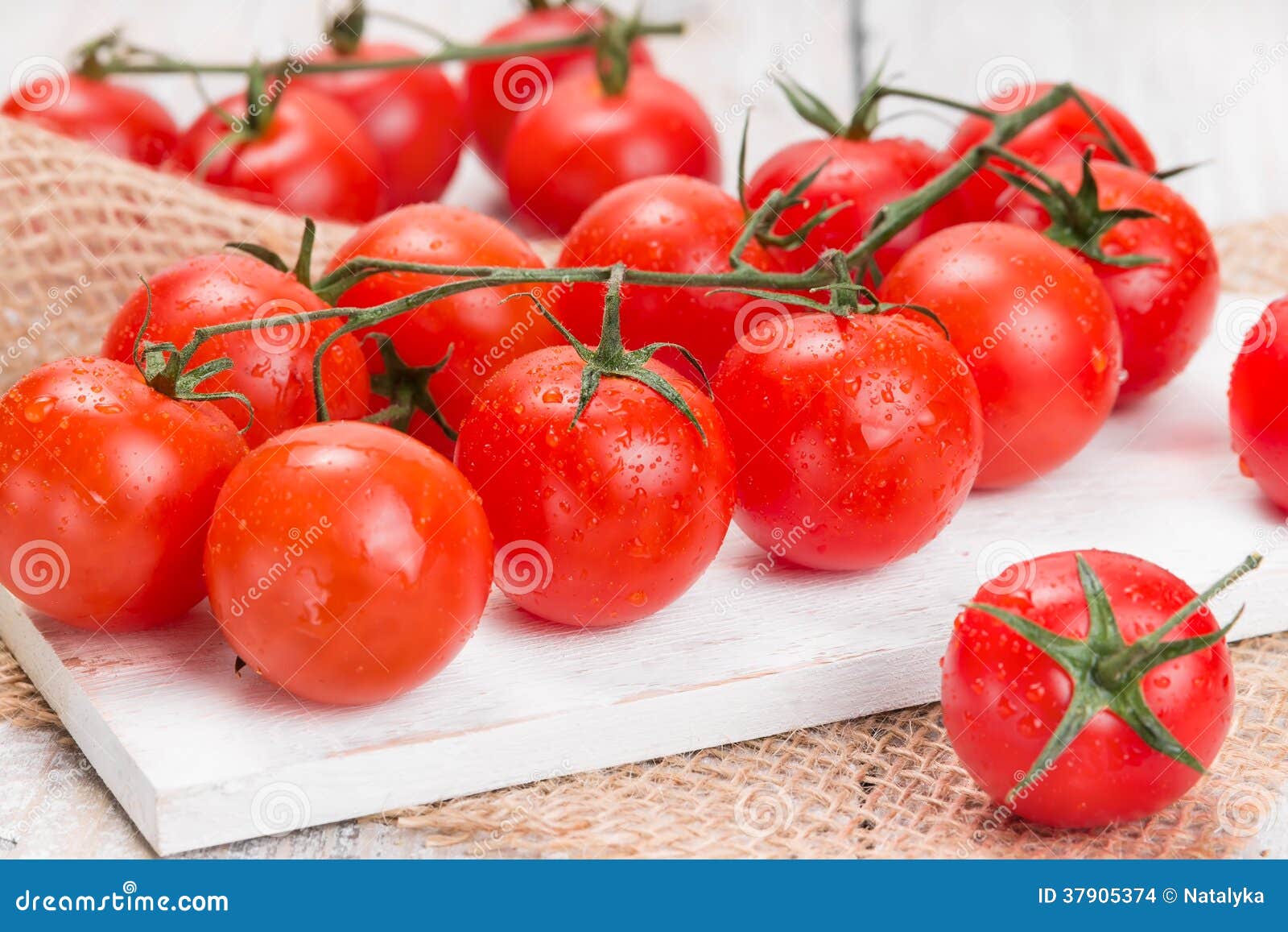 Ripe cherry tomatoes stock photo. Image of health, cutting - 37905374