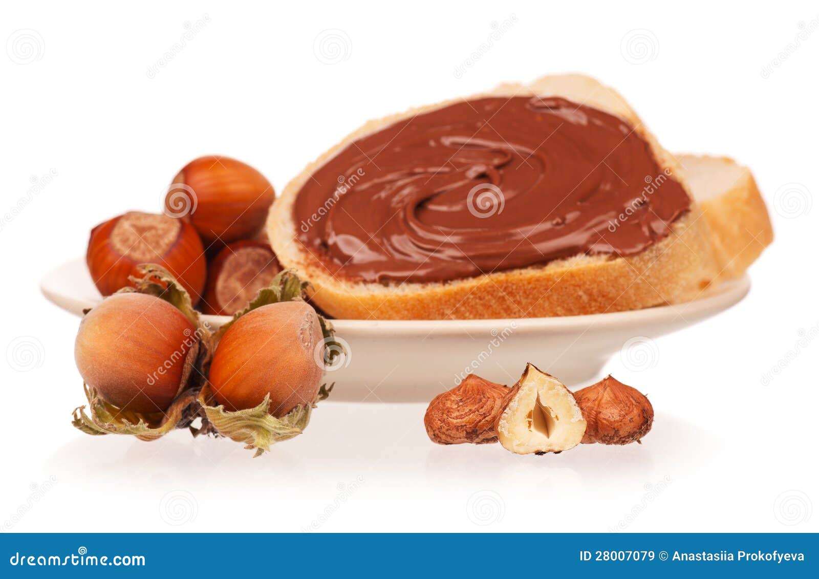 Ripe filberts stock image. Image of filbert, dessert - 28007079