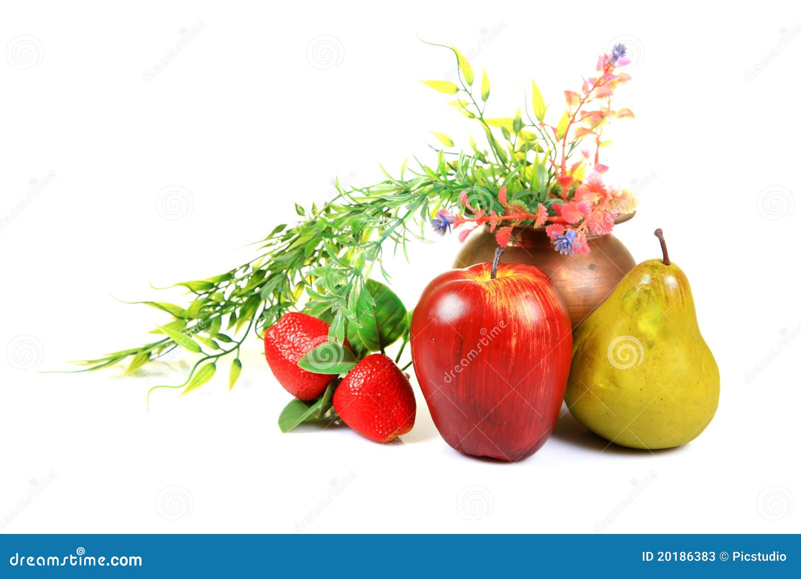 Ripe fruits stock image. Image of ripe, pear, leaves - 20186383