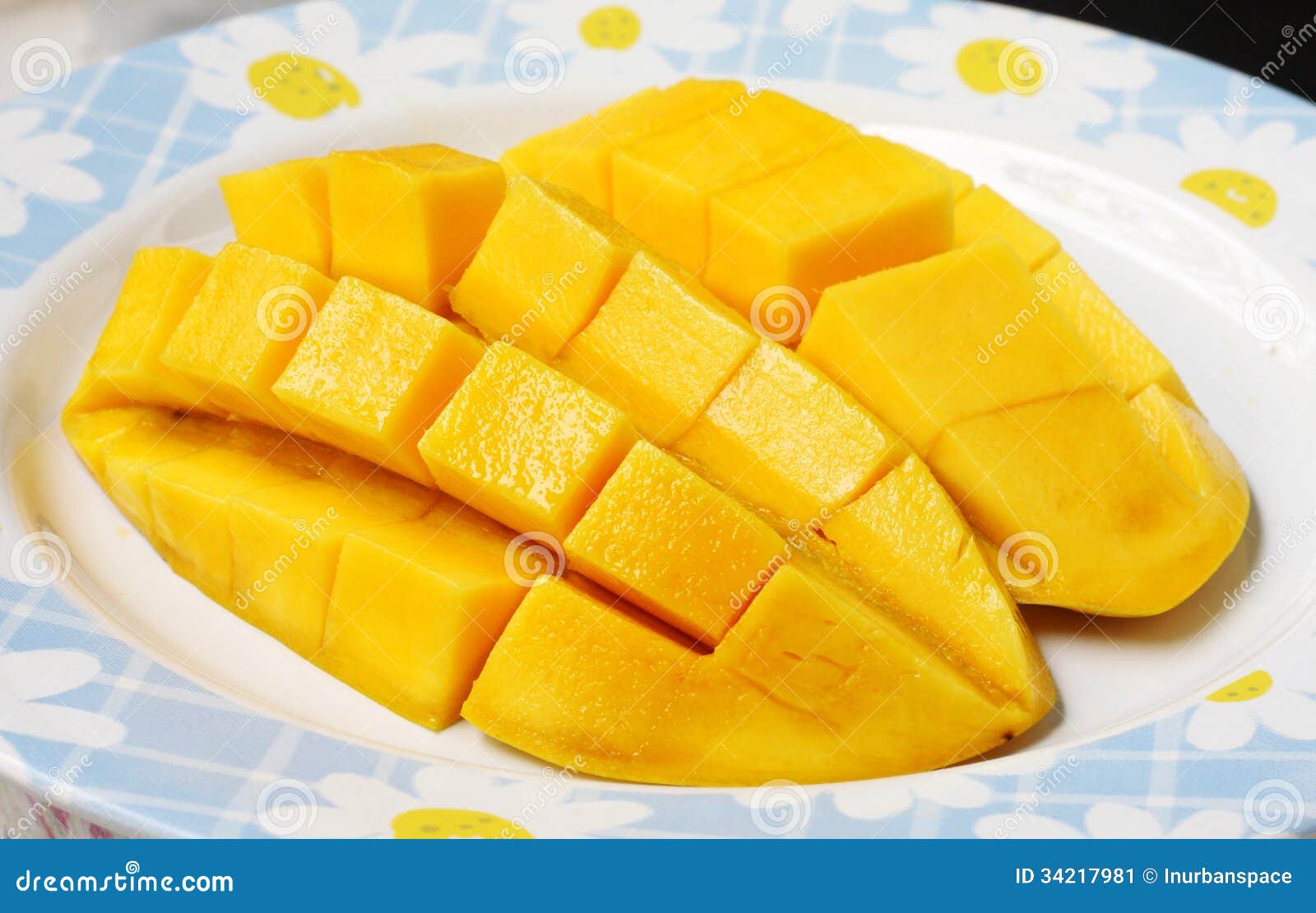 Ripe mango stock image. Image of color, exotic, fresh - 34217981