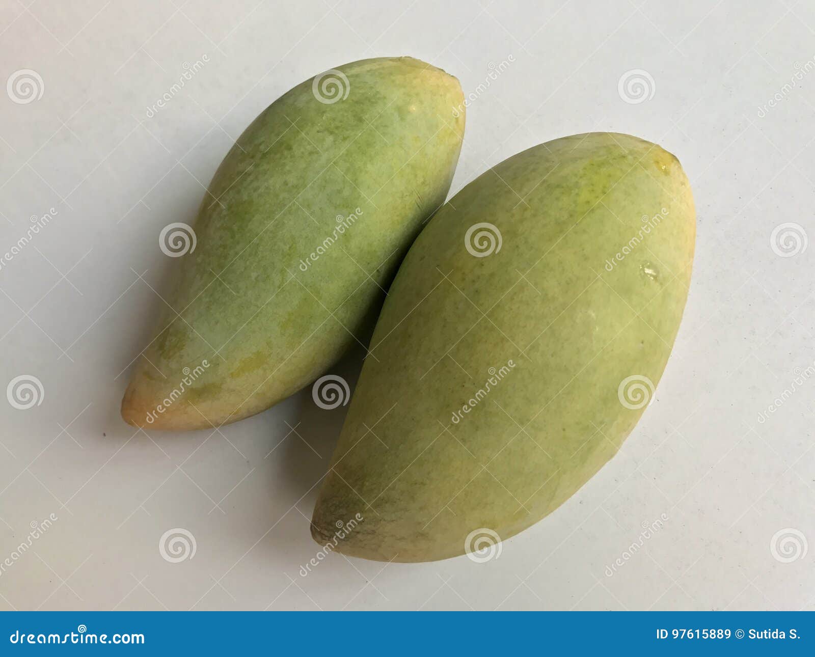 Ripe mangoes stock image. Image of summer, harvest, food - 97615889