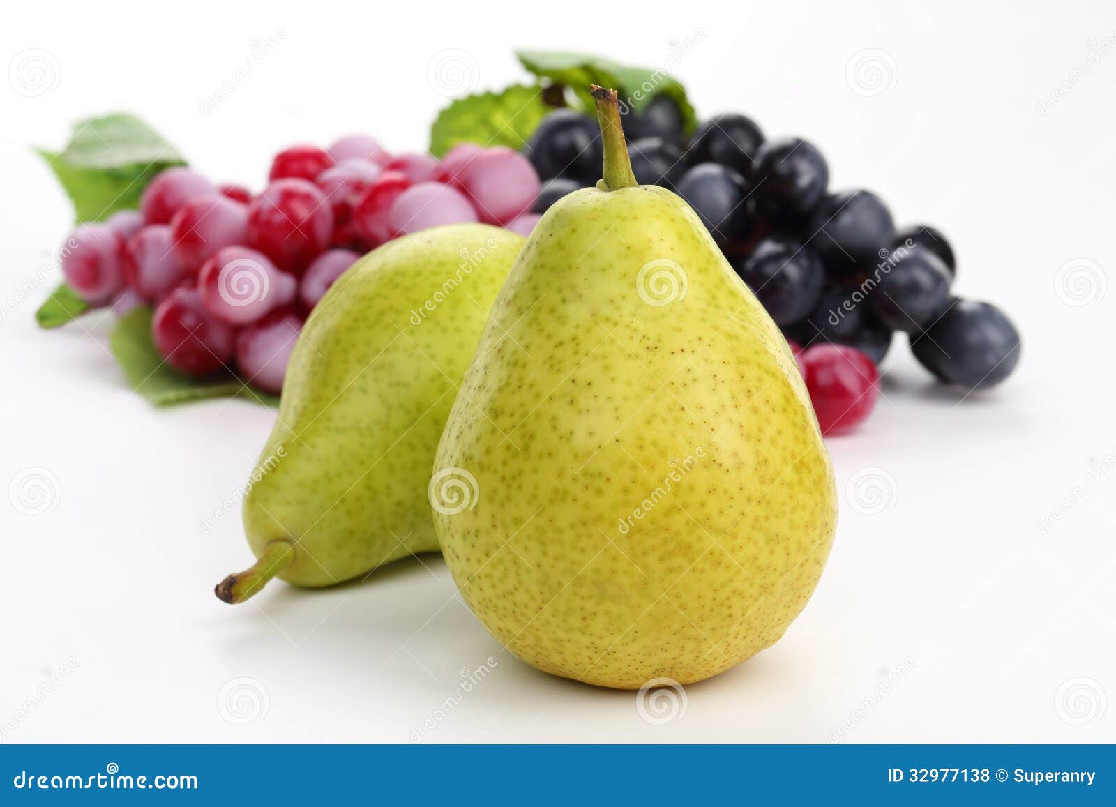 Ripe pear and grapes stock photo. Image of berry, sweet - 32977138
