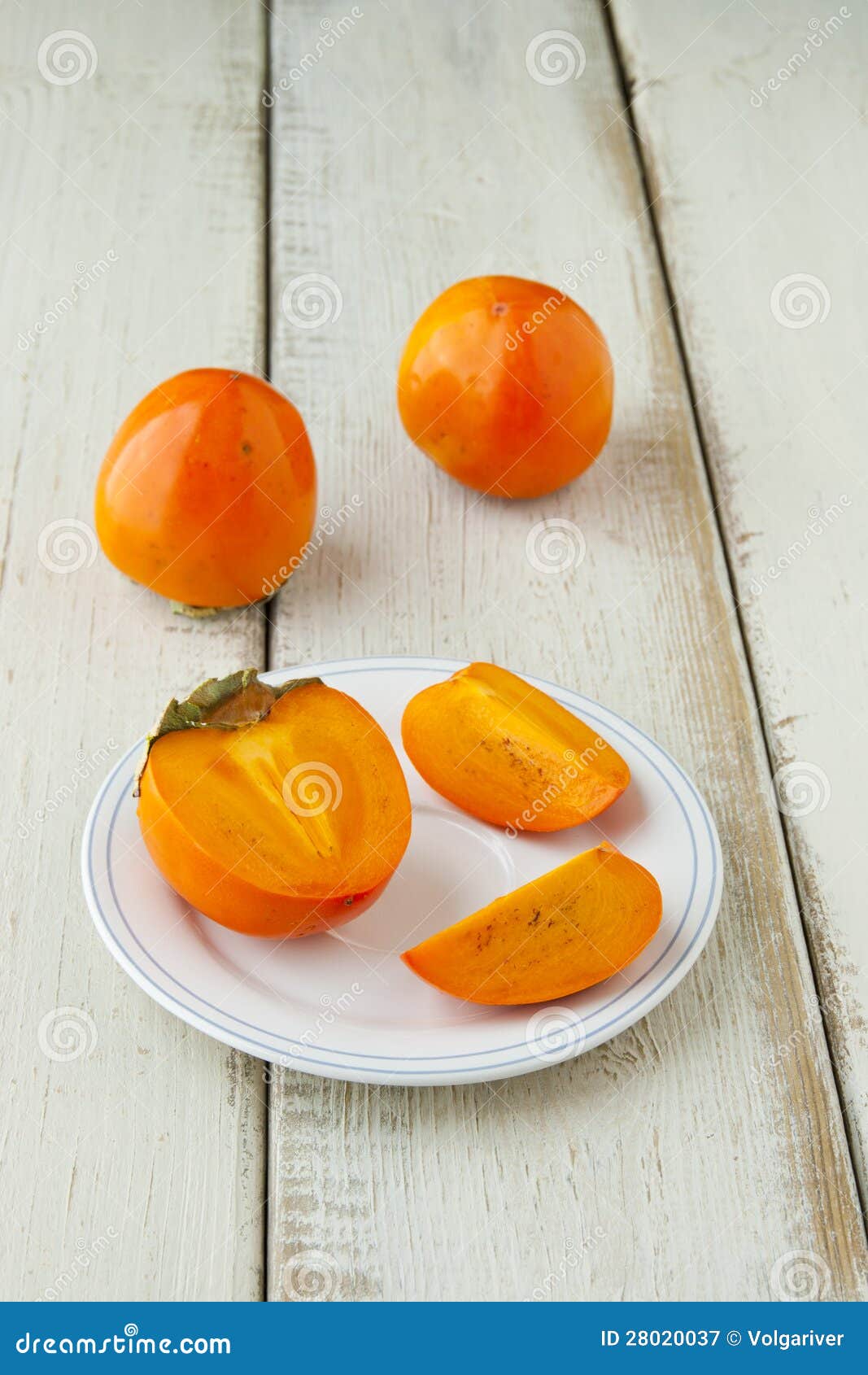 Ripe persimmon with cut stock image. Image of sweet, ripe - 28020037