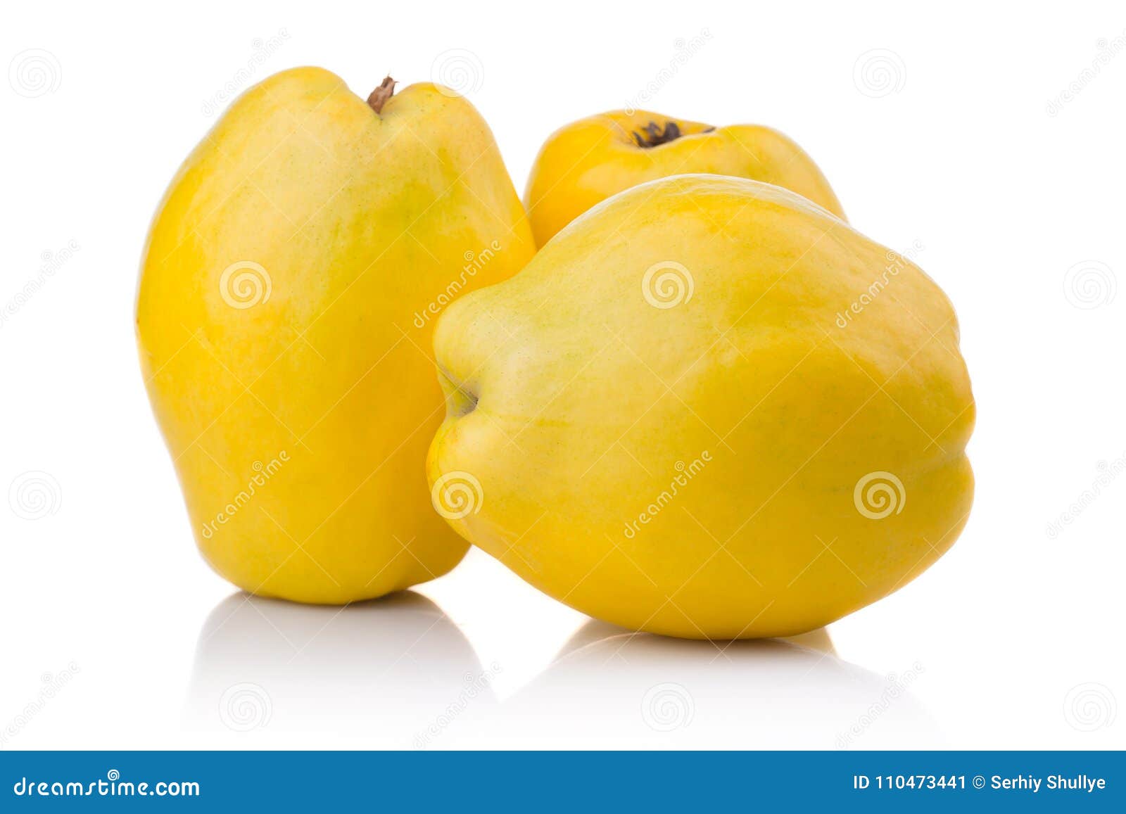 Ripe Quince Fruits with Leaf and Slice Isolated Stock Image - Image of ...