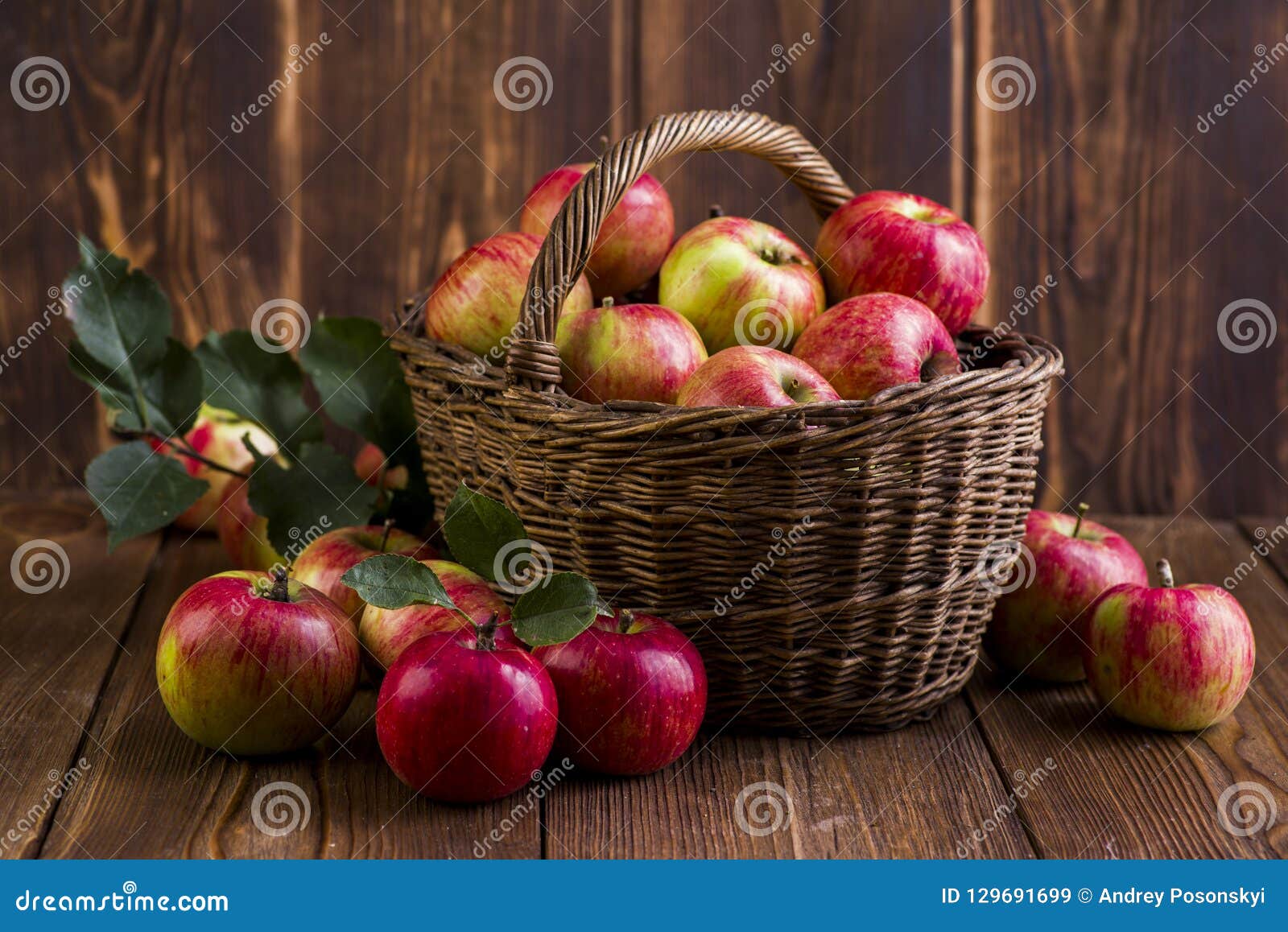 Ripe Red Apples in a Basket Stock Image - Image of fall, farm: 129691699