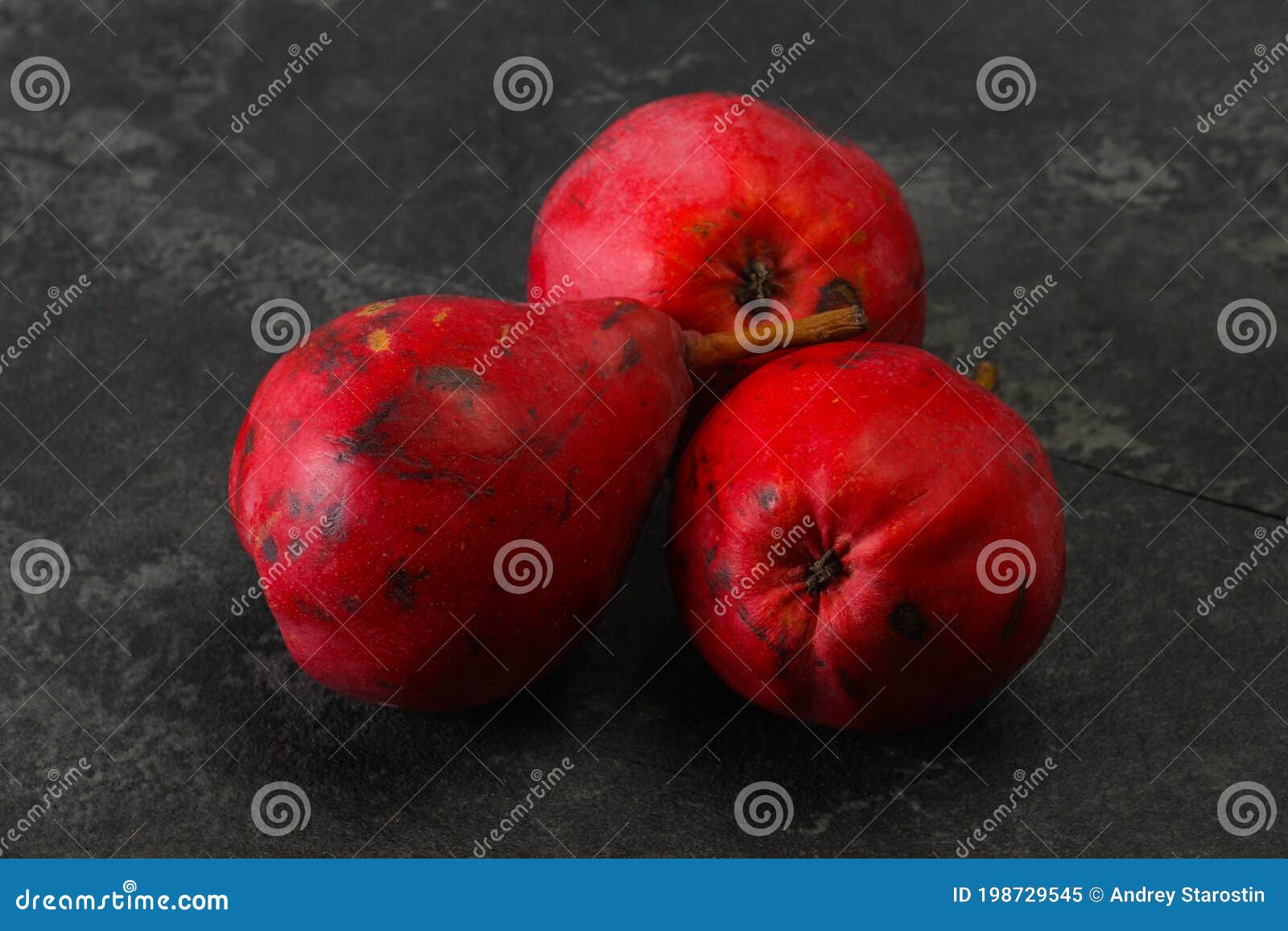 Ripe sweet red pear heap stock image. Image of vegetarian - 198729545