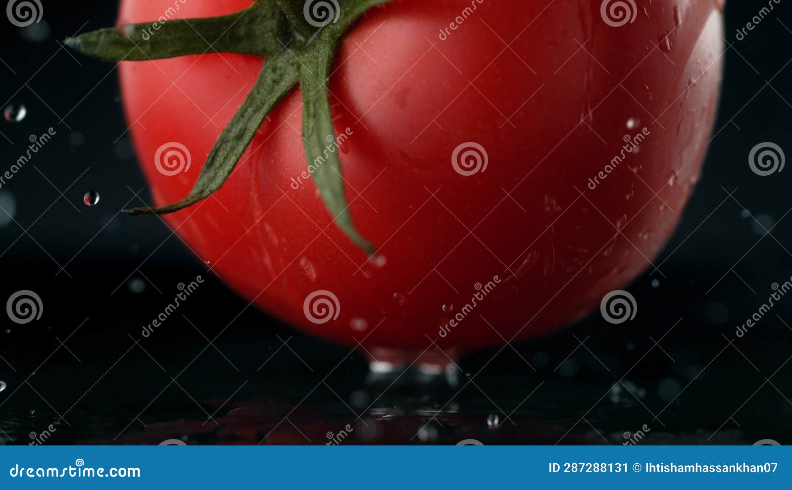 Ripe Tomato Falling Onto Water Surface Making Splash in Macro 1000fps ...