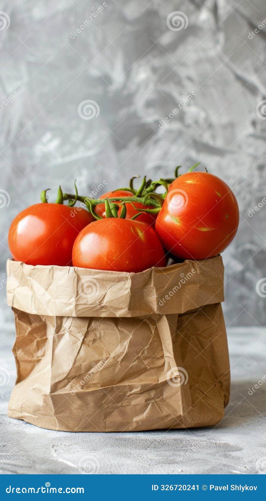 Ripe tomato in paper bag stock image. Image of recycled - 326720241