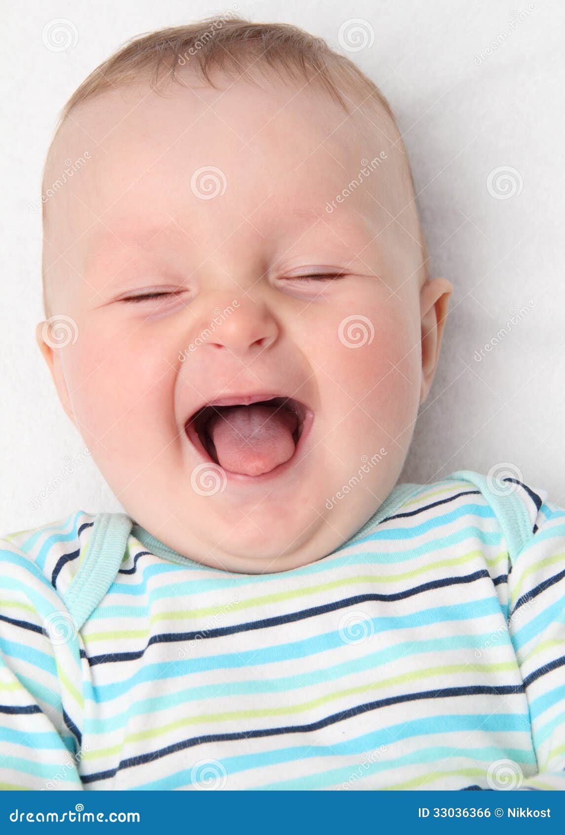 Rire heureux de bébé photo stock. Image du fils, rire - 33036366