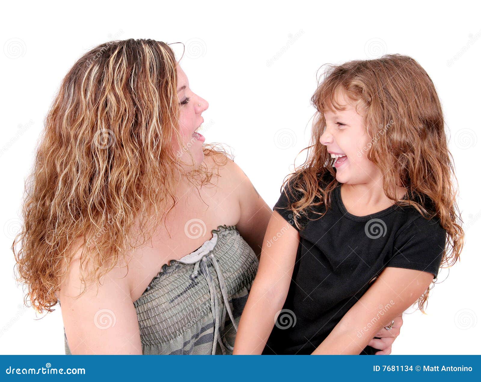 Risa De La Madre Y De La Hija Foto de archivo - Imagen de madre, pelo: 7681134