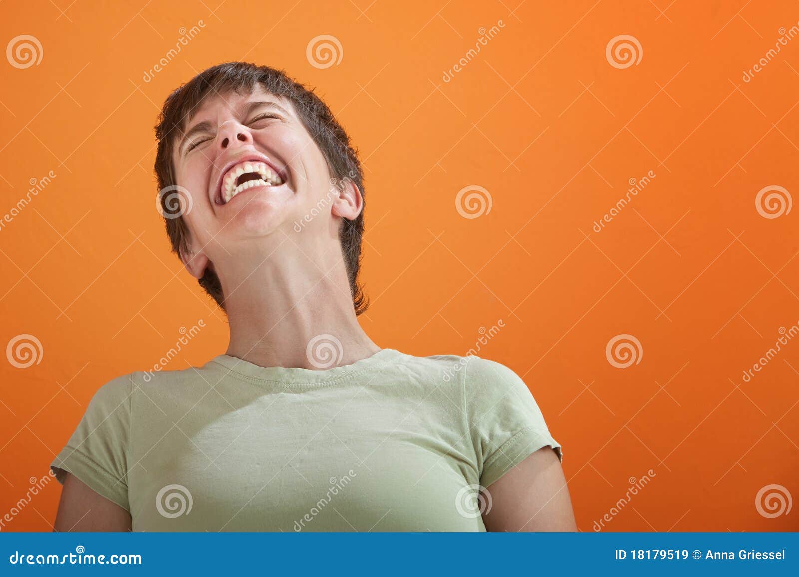 Risa incontrolable imagen de archivo. Imagen de ruidosamente - 18179519
