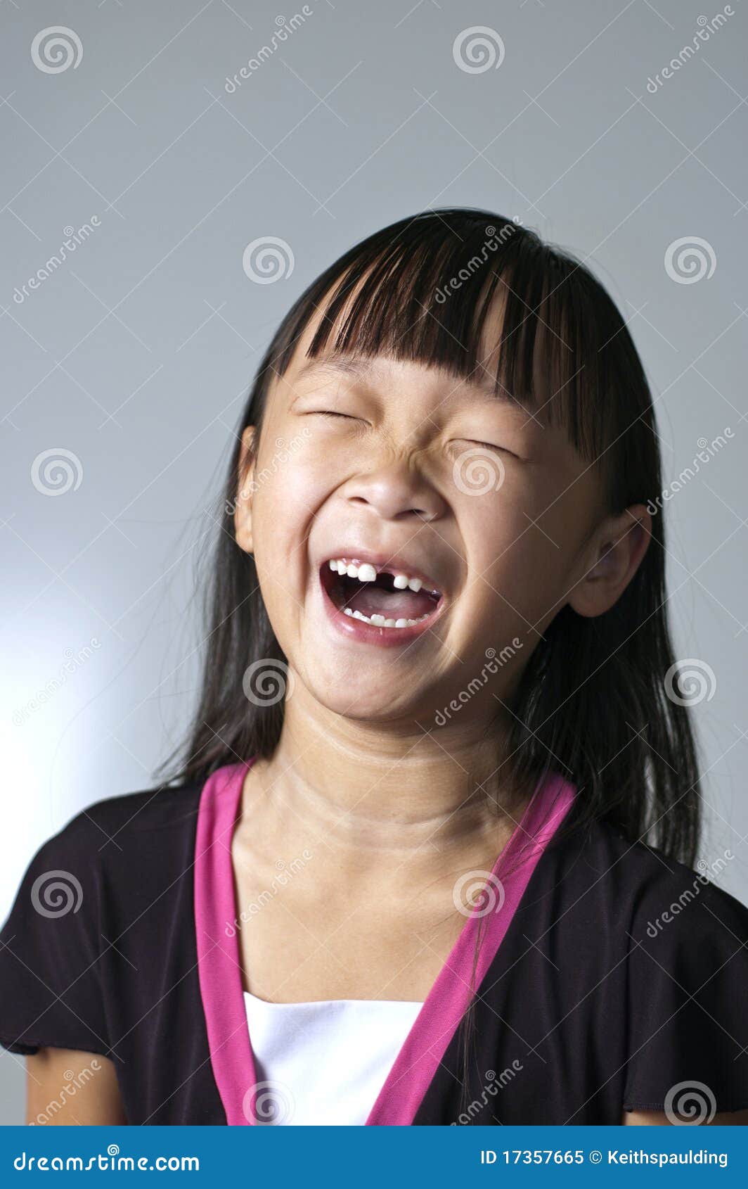 Risata immagine stock. Immagine di cinese, asiatico, espressione - 17357665