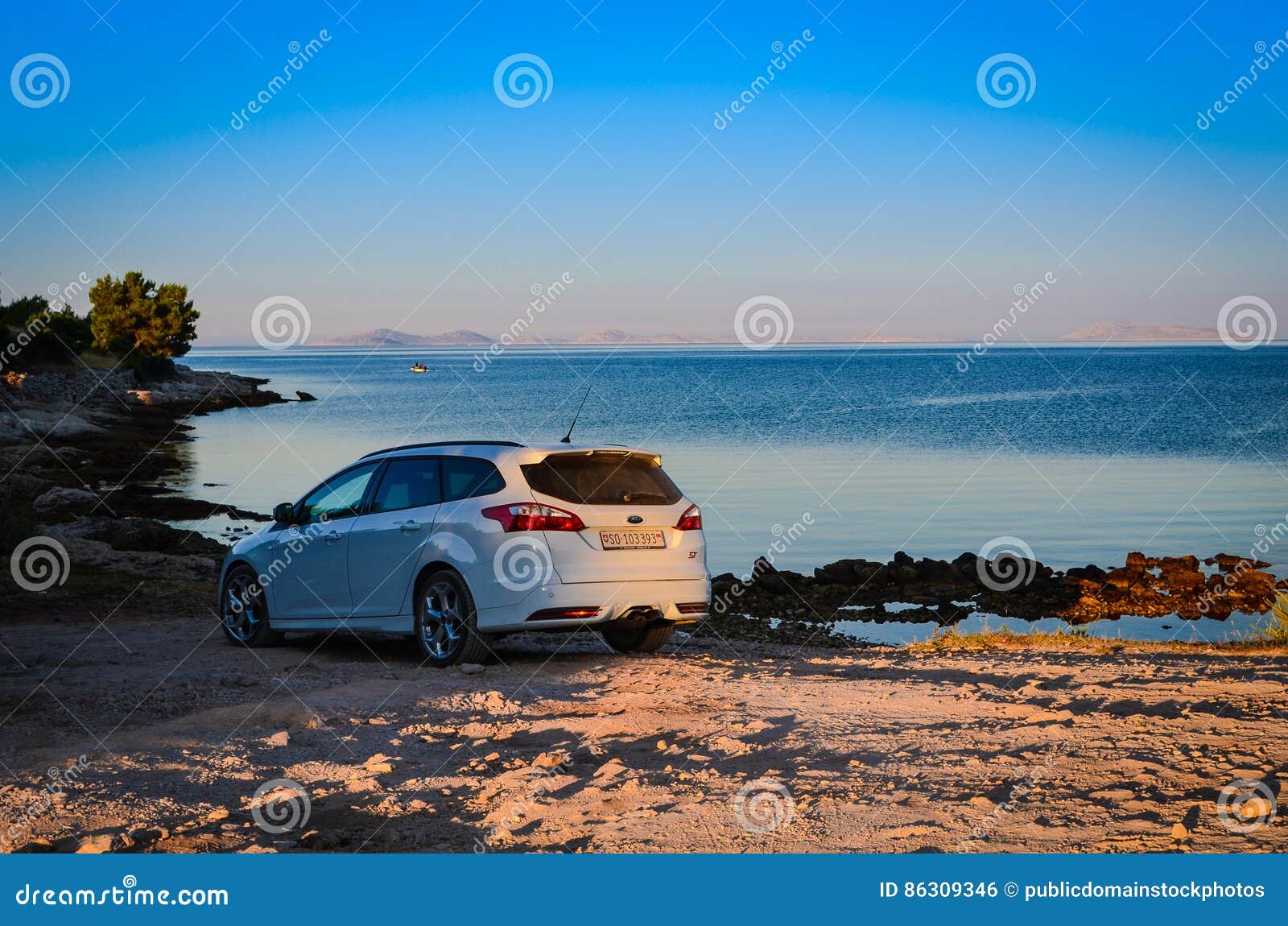 Rising Light Picture. Image: 86309346