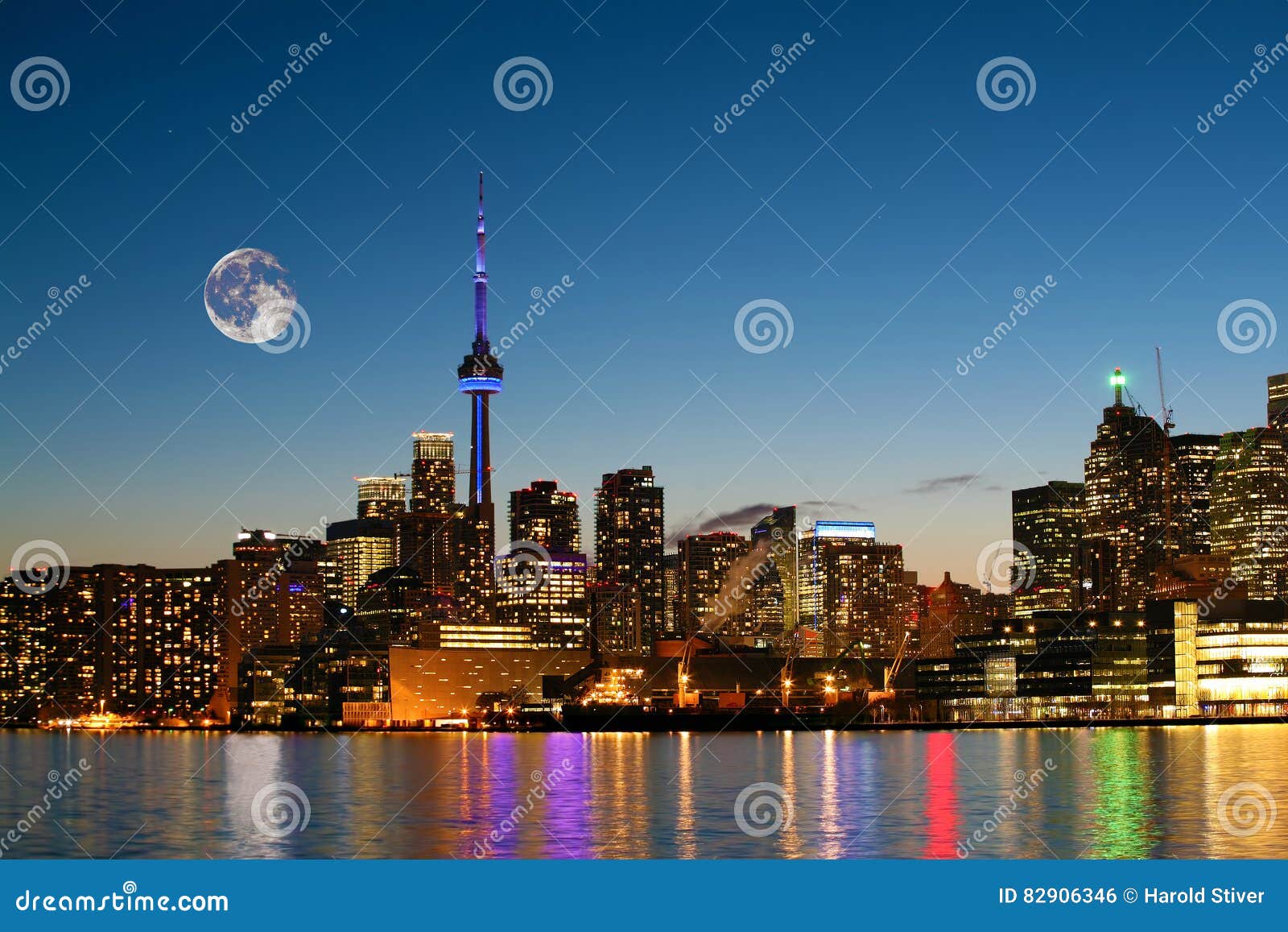 Rising Moon Over Toronto, Canada Stock Photo - Image of architecture ...