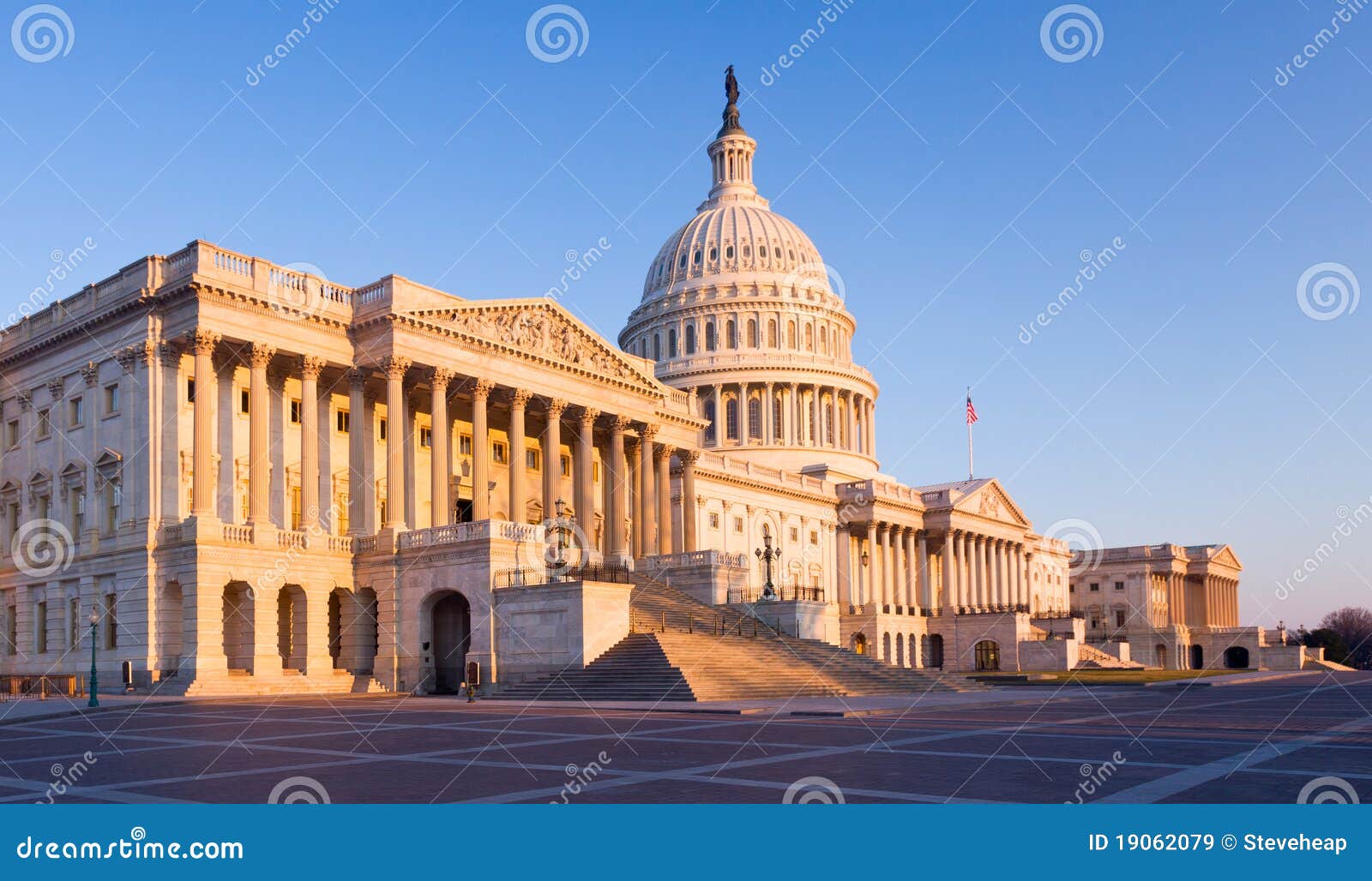 Rising Sun Illuminates the Capitol Stock Image - Image of city ...