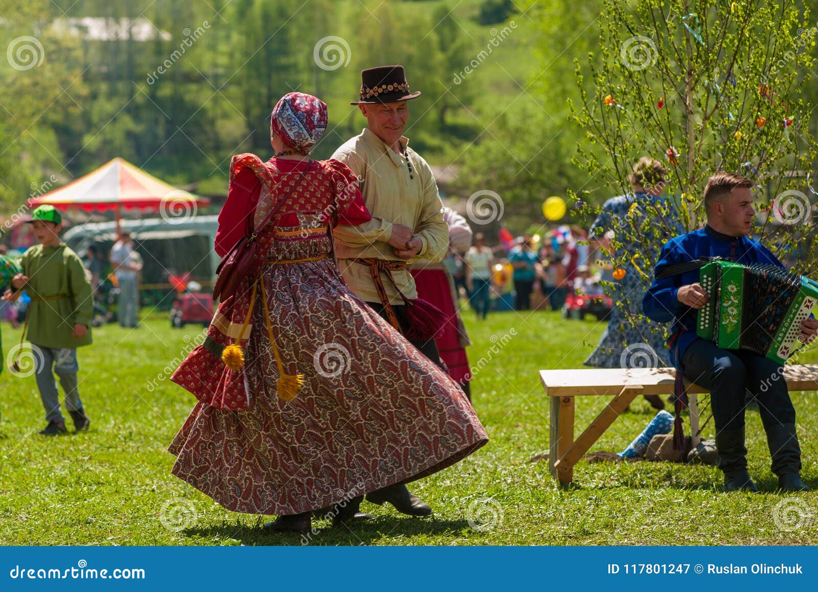 Rito Ruso Antiguo: Danzas Tradicionales Fotografía editorial - Imagen ...