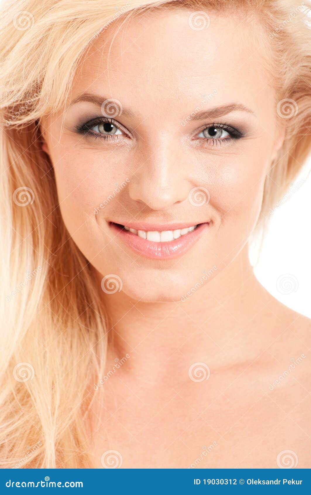 Ritratto Di Bella Donna Bionda Fotografia Stock - Immagine di verticale ...