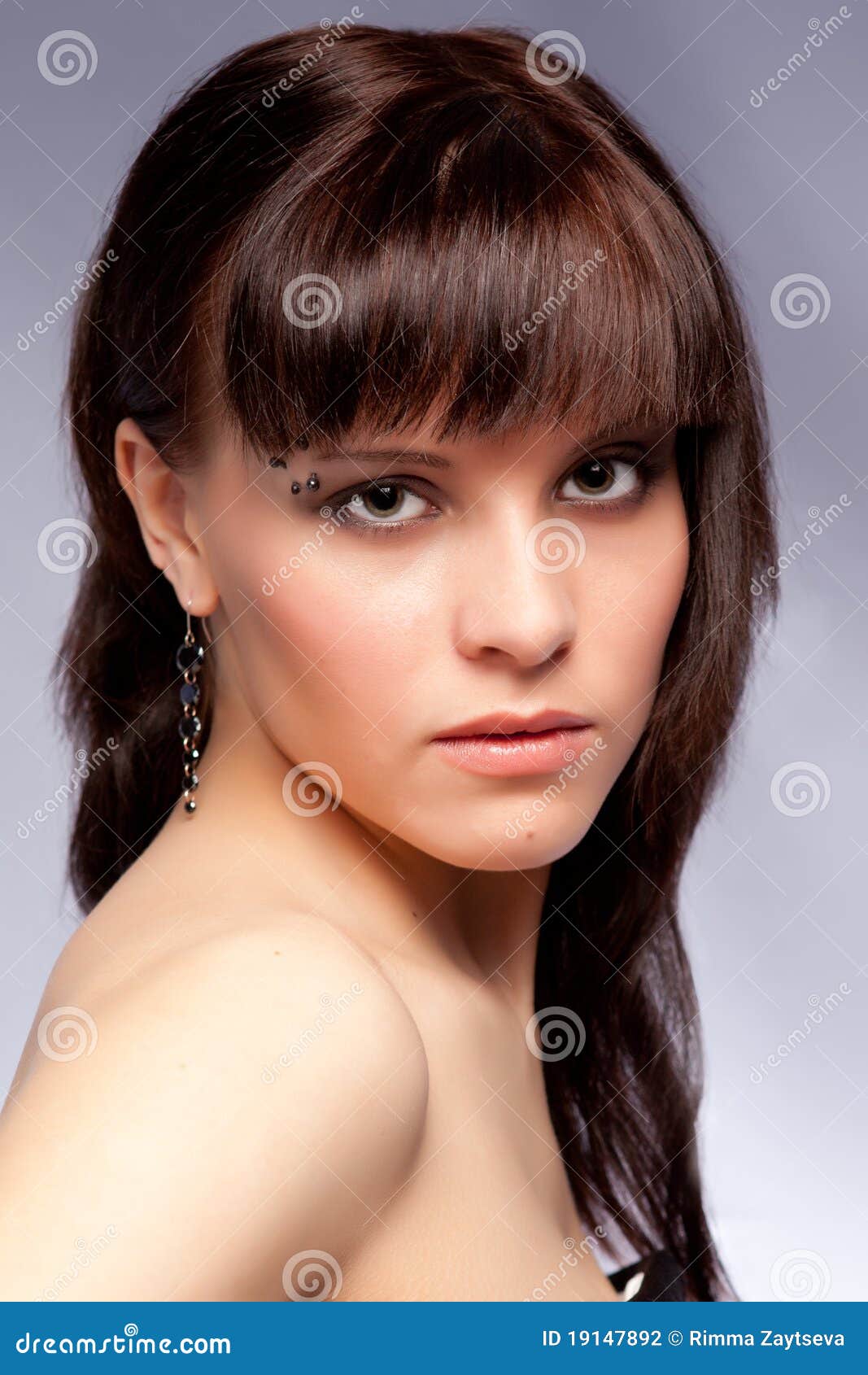 Ritratto Di Bella Ragazza, Studio Fotografia Stock - Immagine di ...