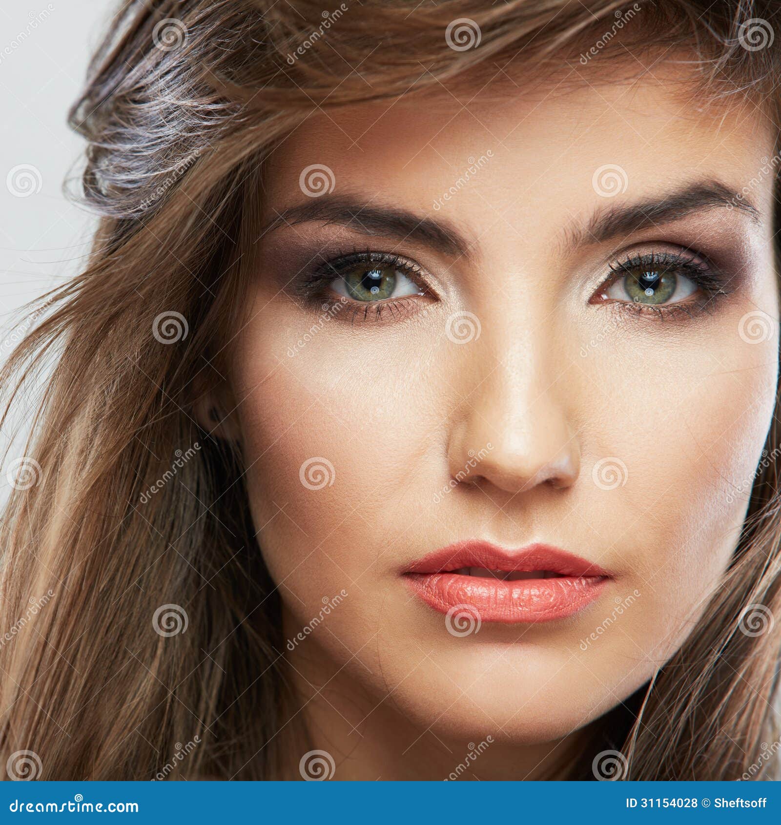 Ritratto Di Bellezza Della Donna. Fotografia Stock - Immagine di adulto ...