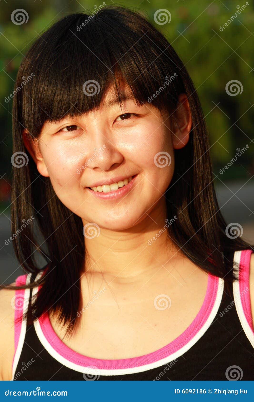 Ritratto Di Giovani Donne Asiatiche Fotografia Stock - Immagine di ...