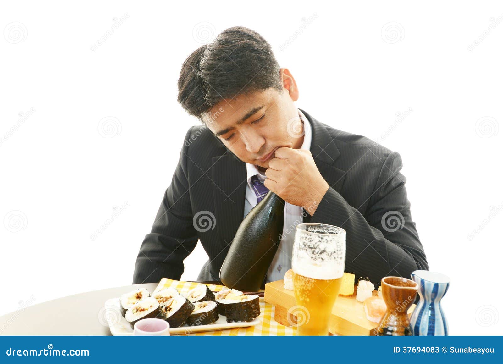 Ritratto Di Un Uomo Ubriaco Immagine Stock - Immagine di bevanda, pesci ...