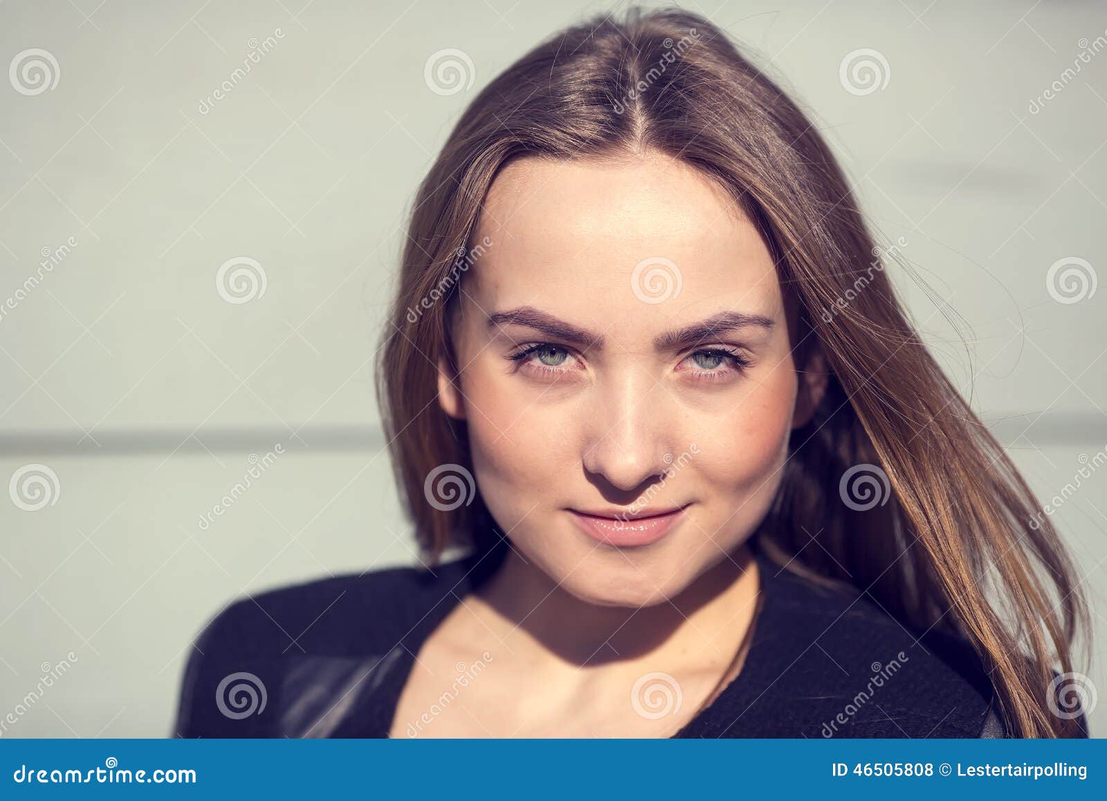 Ritratto di una ragazza fotografia stock. Immagine di lifestyle - 46505808