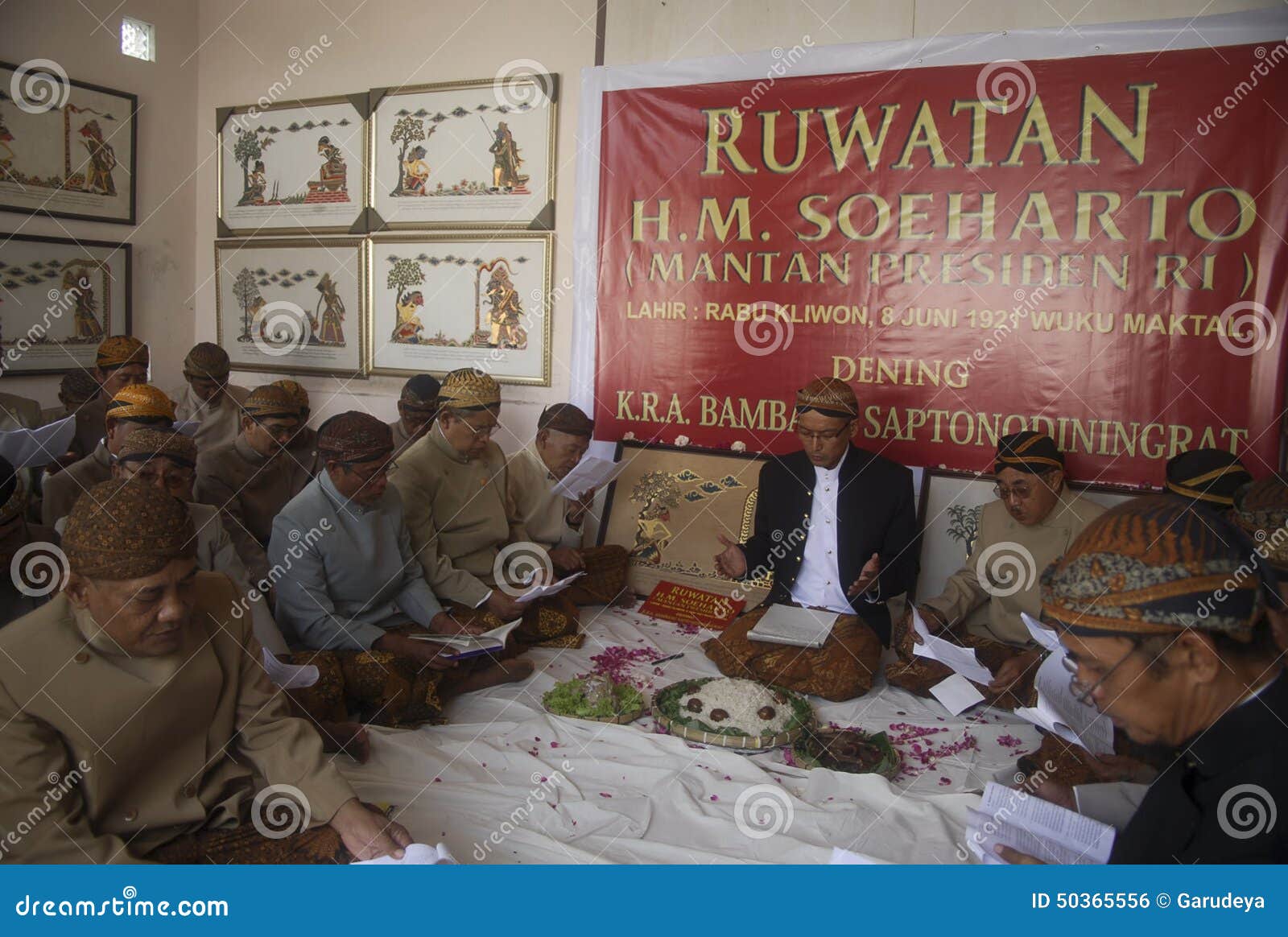 RITUAL DEL JAVANESE RUWATAN Foto editorial - Imagen de tarde, muerte ...