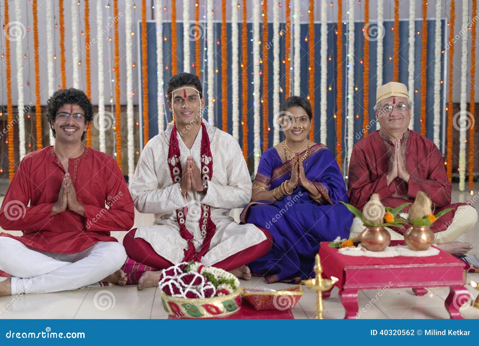 Ritueel in Indisch Hindoes Huwelijk Stock Foto - Image of mensen ...