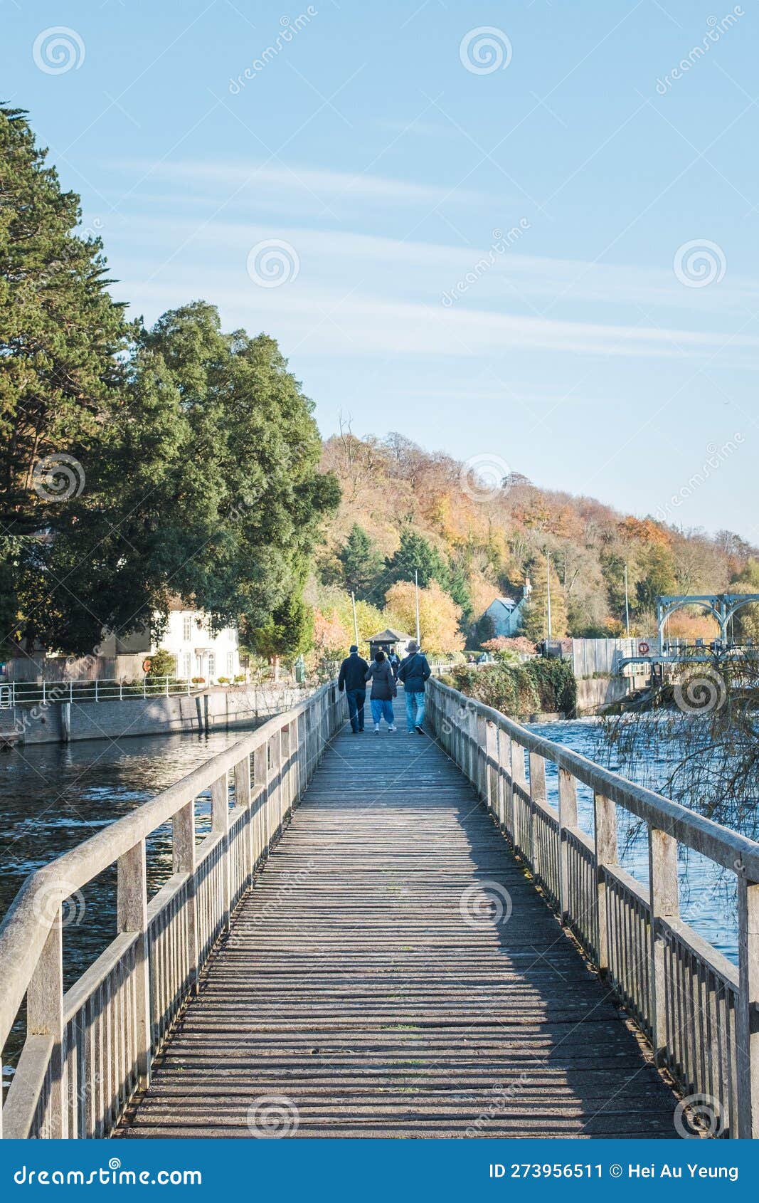River and Bridge in Henley-on-Thames, Summer Daytime Editorial Photo ...