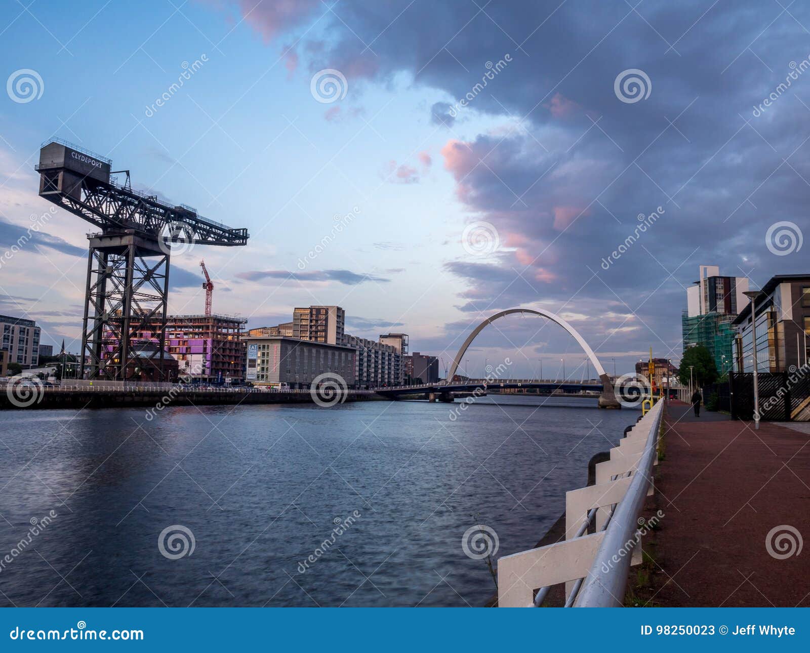 River Clyde panoramic editorial stock photo. Image of cantilever - 98250023