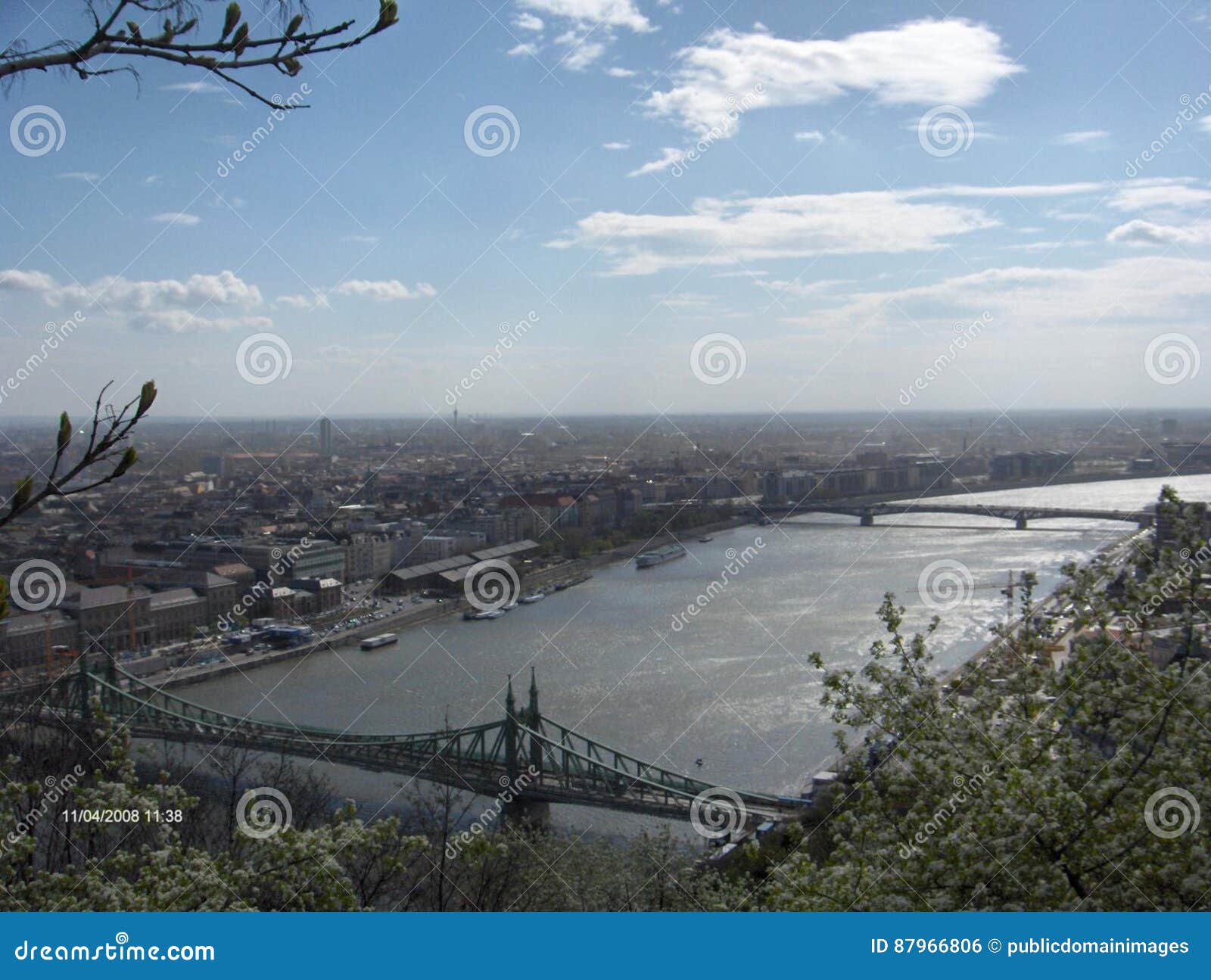 River Flowing Through City Picture. Image: 87966806