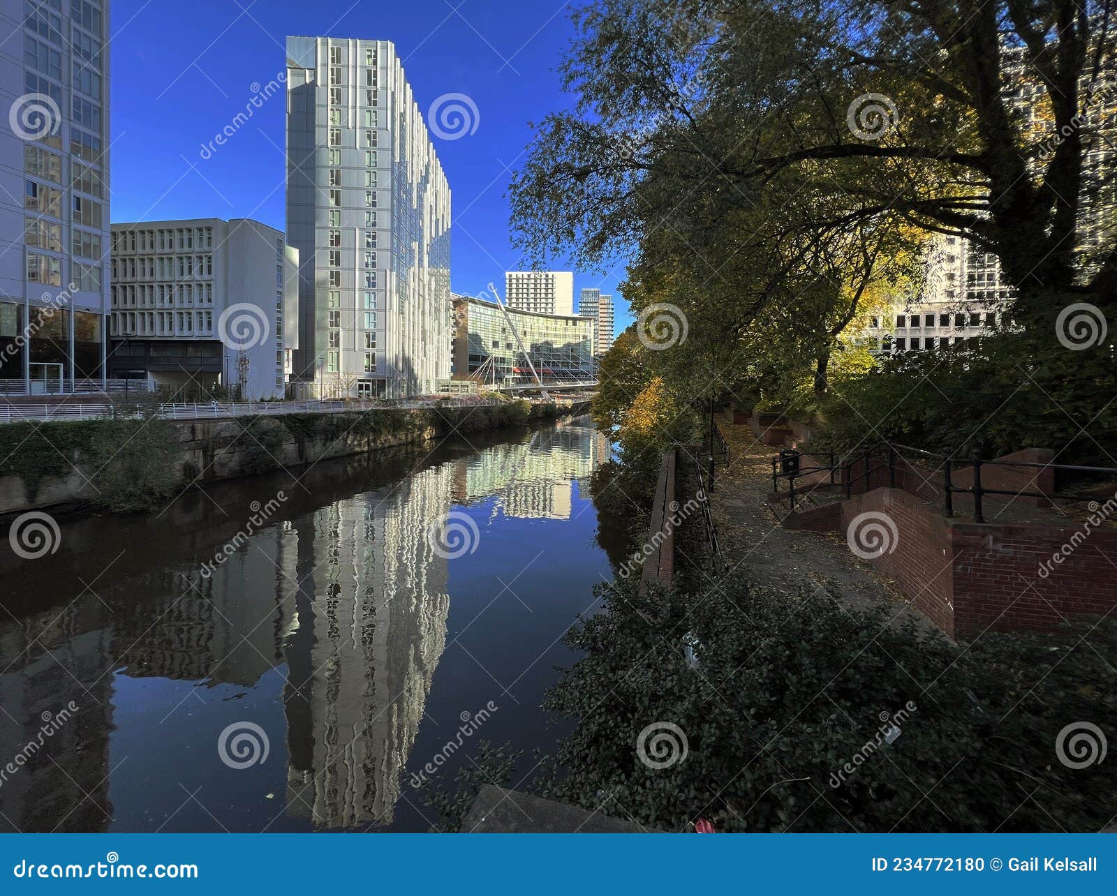 River Irwell in Manchester editorial image. Image of autumn - 234772180