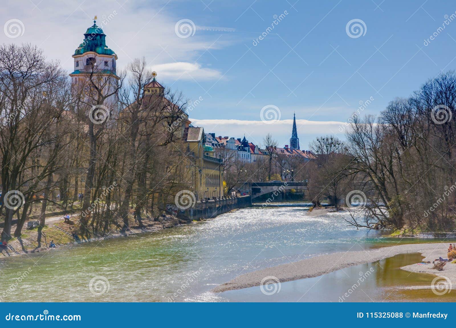 The river Isar in Munich editorial stock photo. Image of gravel - 115325088