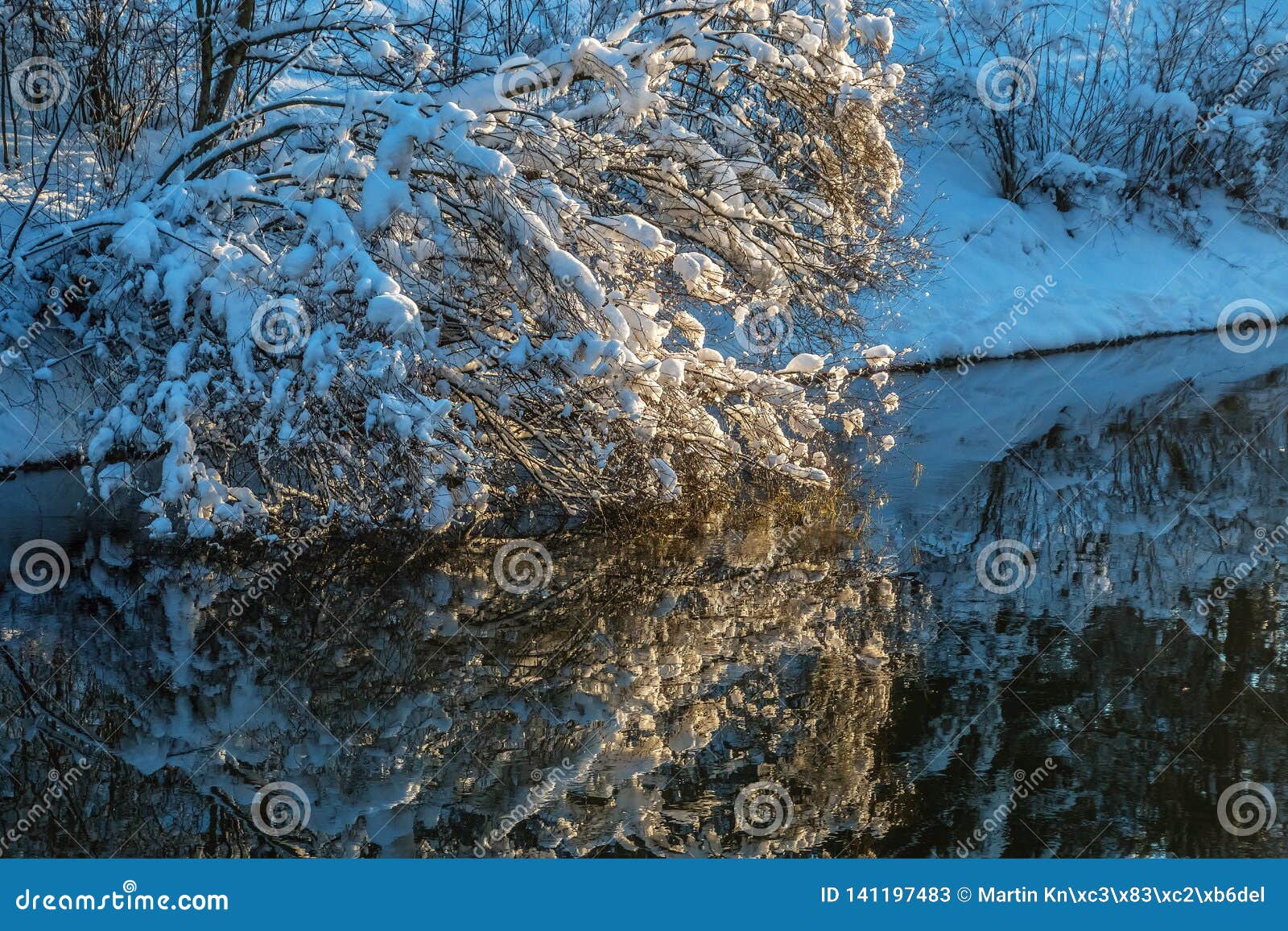 River isar in winter snow stock image. Image of snow - 141197483