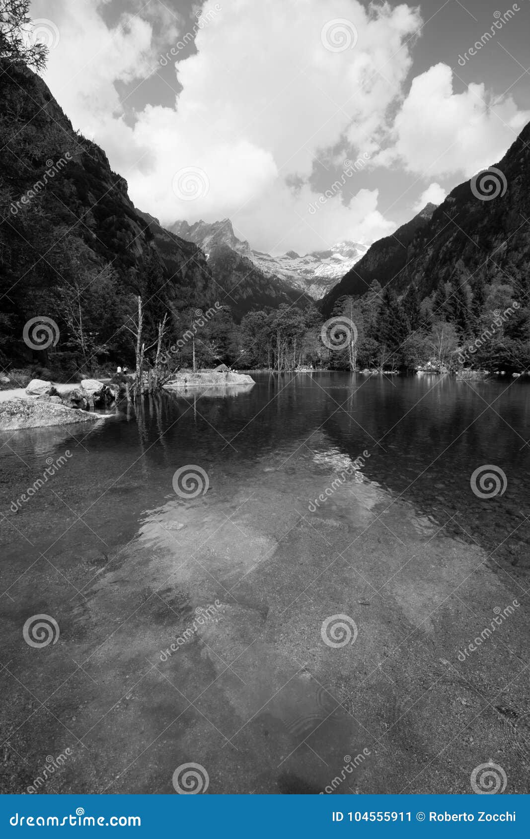 Valley of Mello stock image. Image of valtellina, water - 104555911