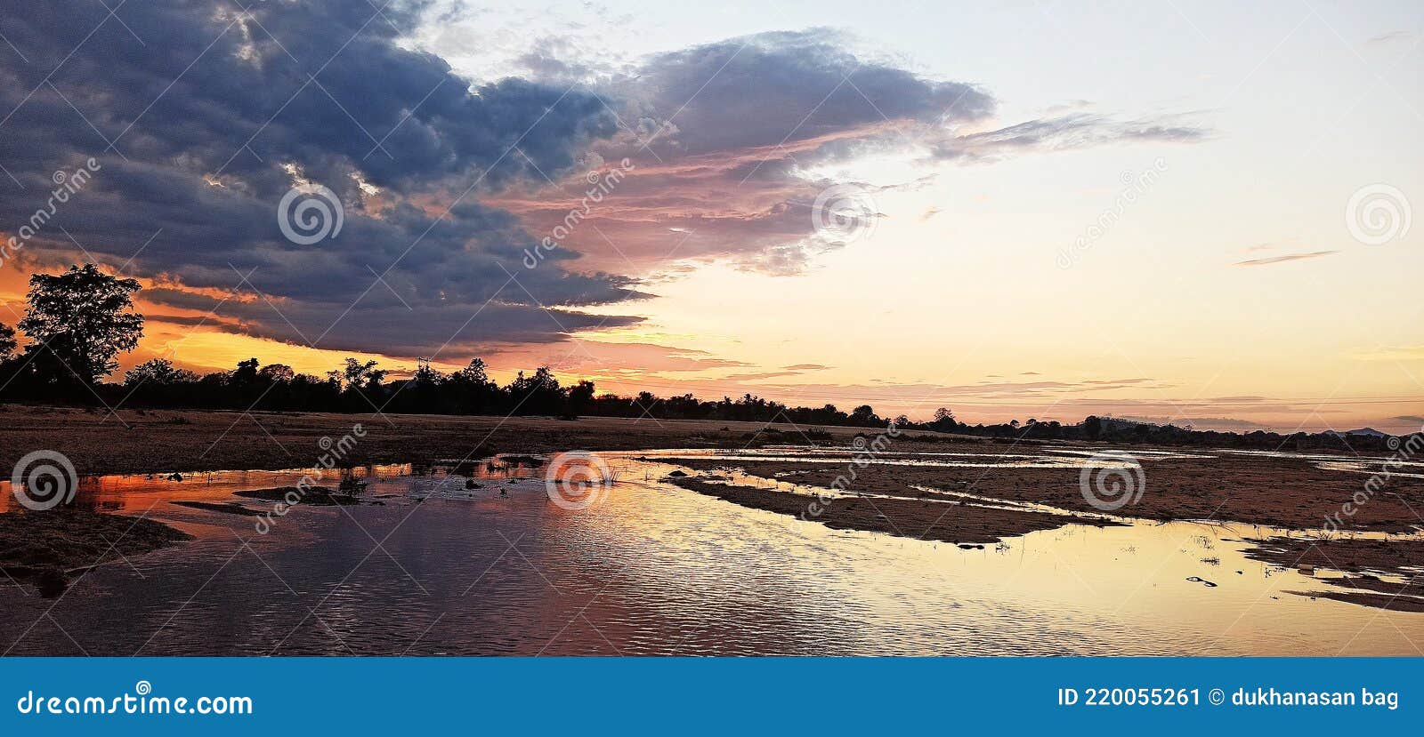 River morning seen stock image. Image of wave, beach - 220055261